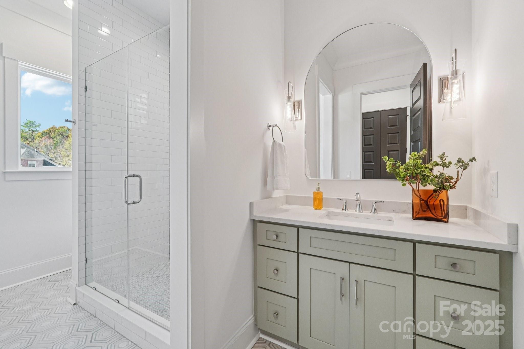 Photo 41 of 132 Sardis Lane, Charlotte, NC