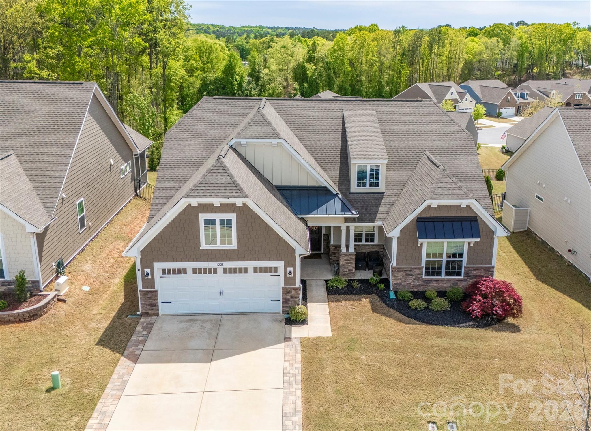 1228 Dali Boulevard, Mount Holly, NC - photo 2 of 48