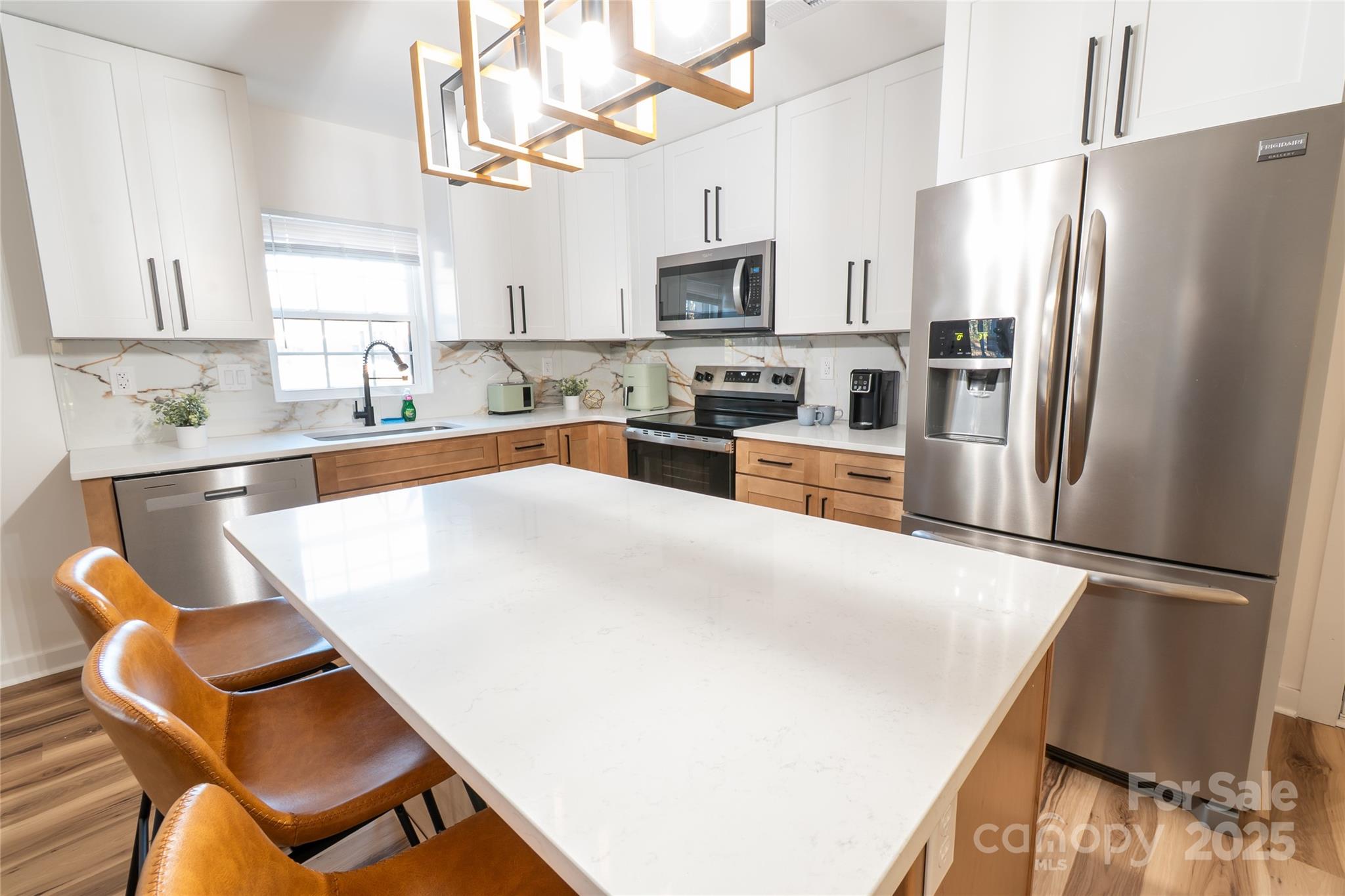 Photo 4 of 1050 Barnett Drive, Kings Mountain, NC