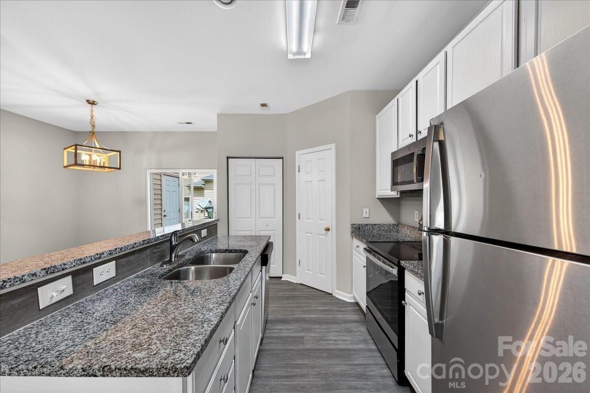 Photo 8 of 8619 Wandering Creek Way, Charlotte, NC