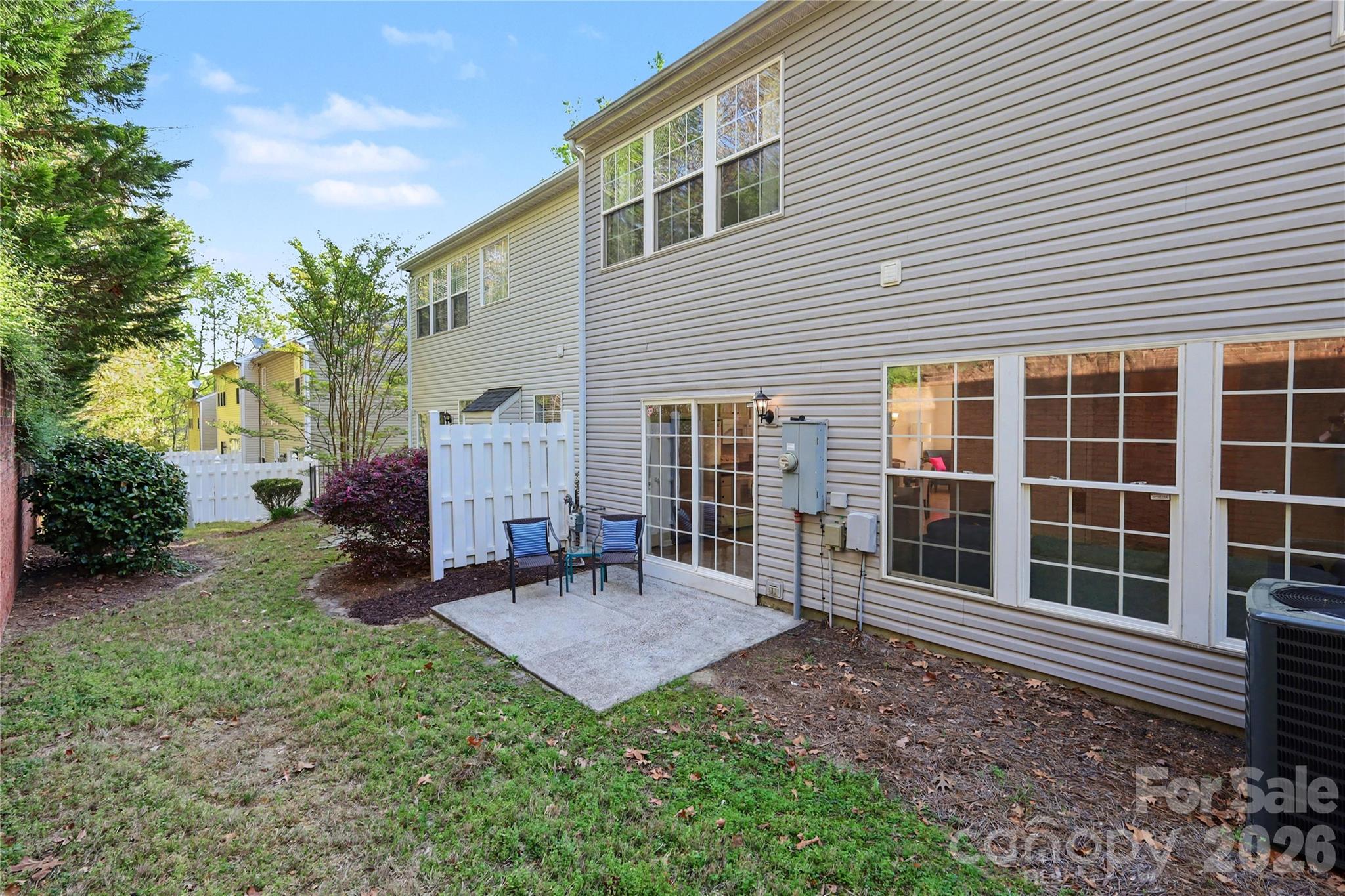 Photo 27 of 6930 Beverly Springs Drive, Charlotte, NC