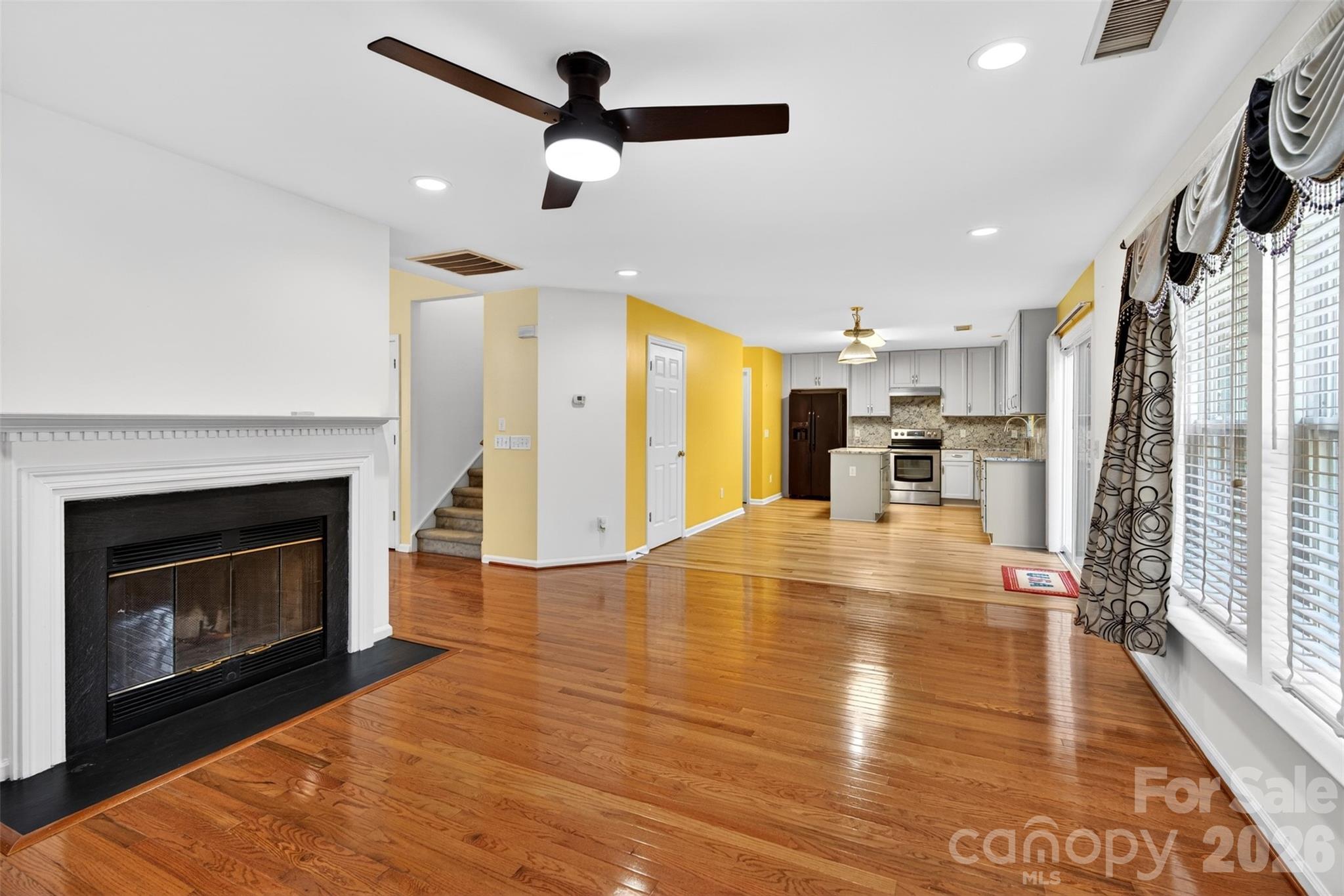 Photo 10 of 2539 Thornfield Road, Charlotte, NC