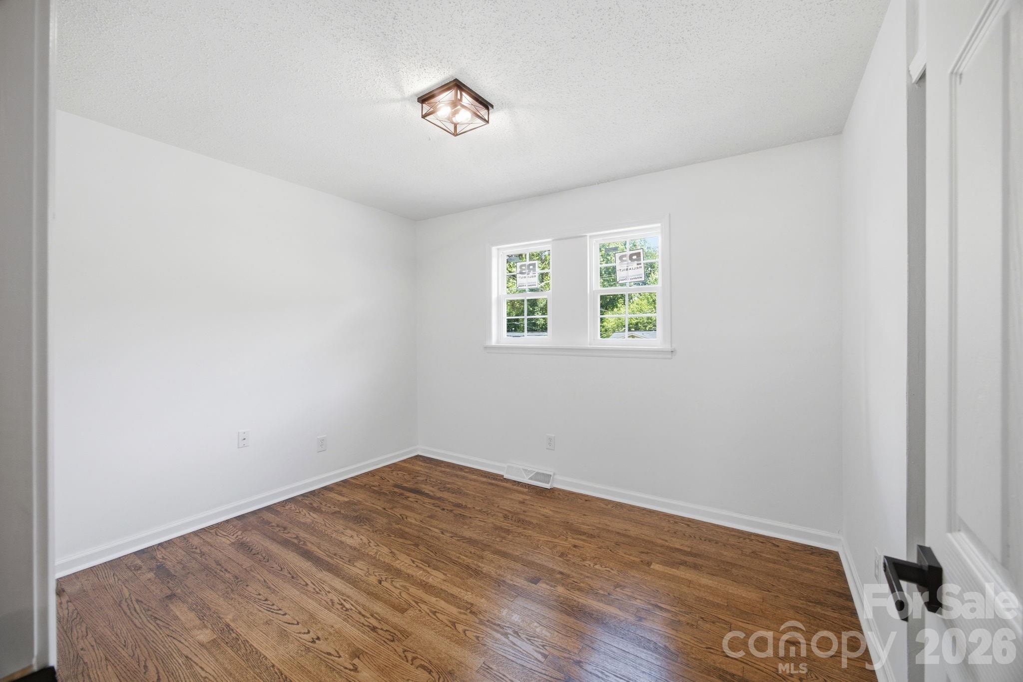 Home for sale at 9401 Feldbank Drive, Charlotte, NC — photo 18 of 42