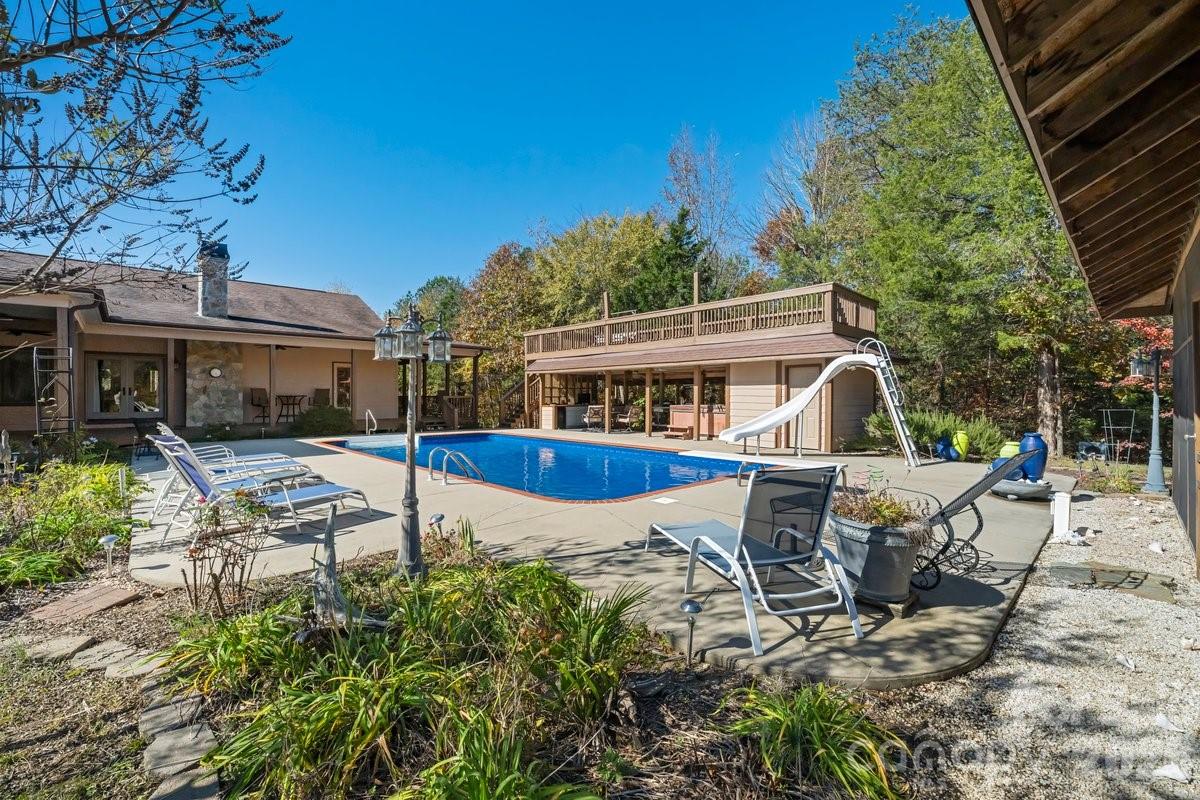 492 Starr Ridge Road, Gaffney, SC