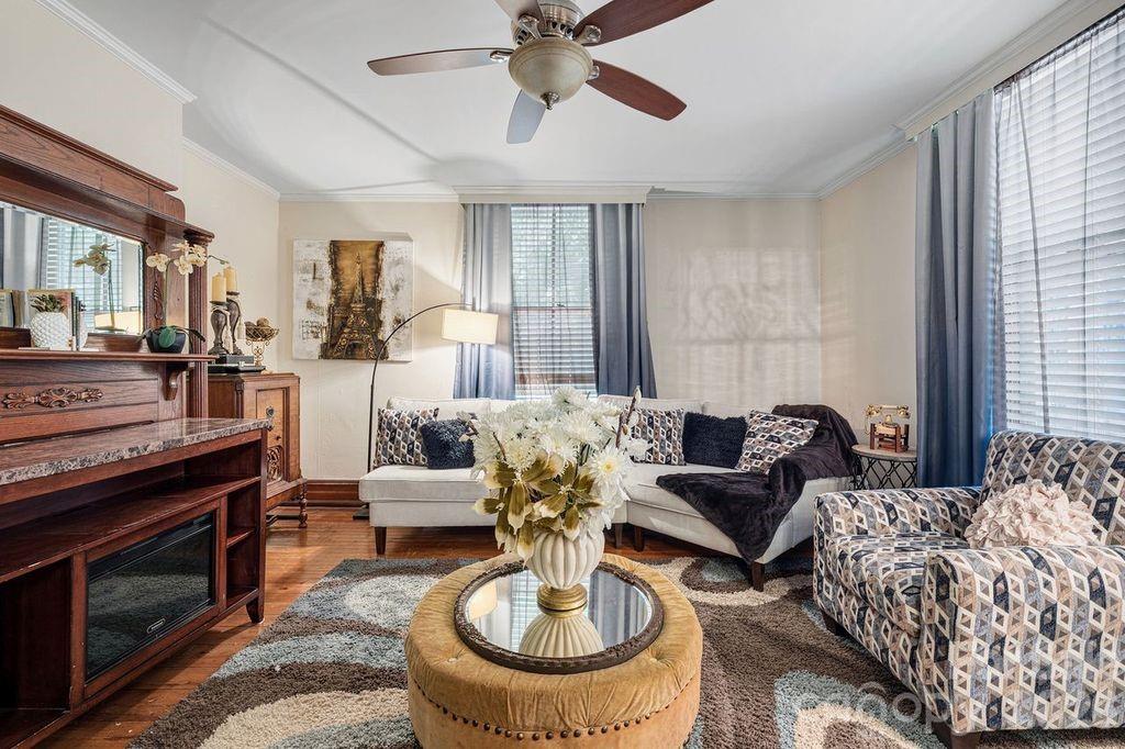 427 Davie Avenue, Statesville, NC - photo 10 of 20