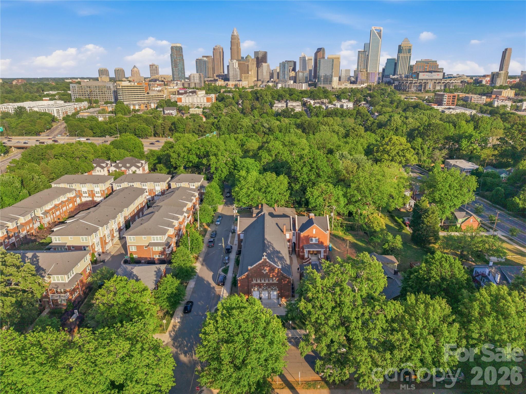 Photo 34 of 201 Grandin Road13, Charlotte, NC