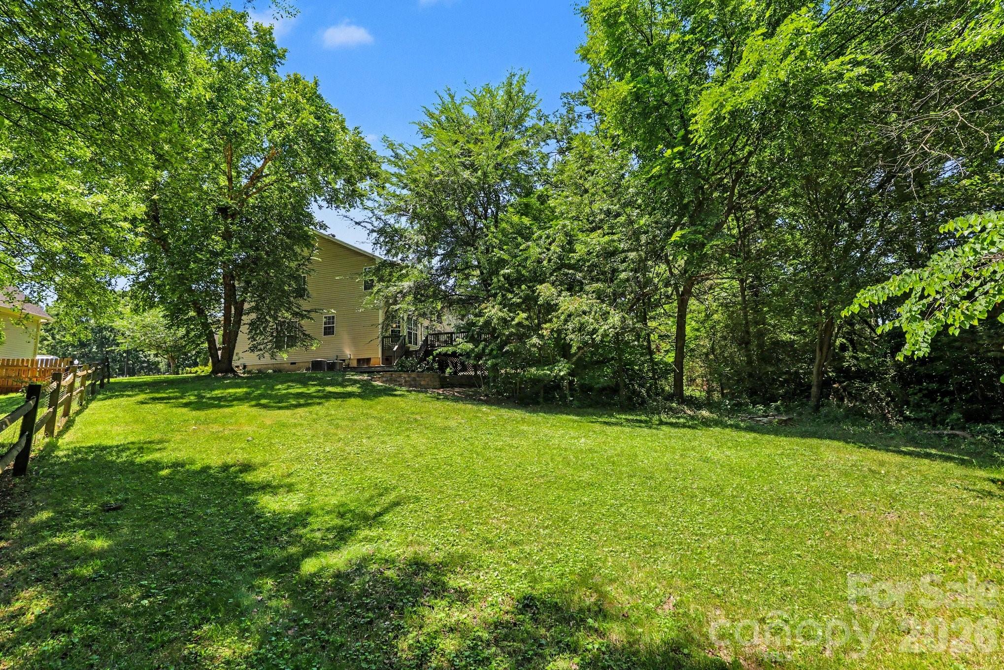 Photo 30 of 5604 Edgeweir Court, Charlotte, NC