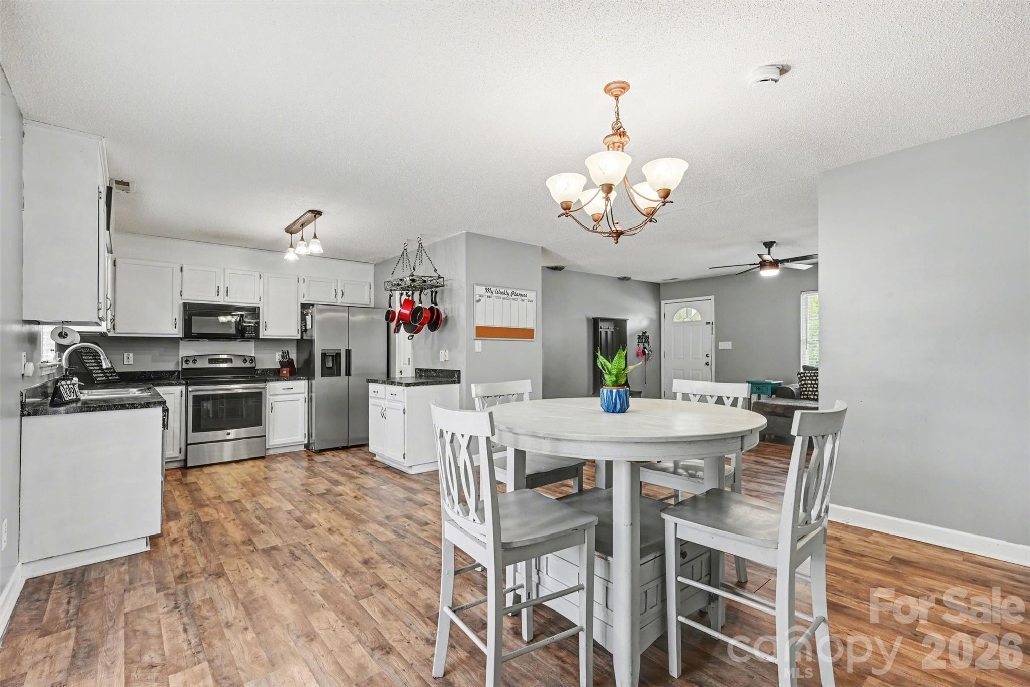 353 Woodlawn Avenue, Mount Holly, NC - photo 11 of 29