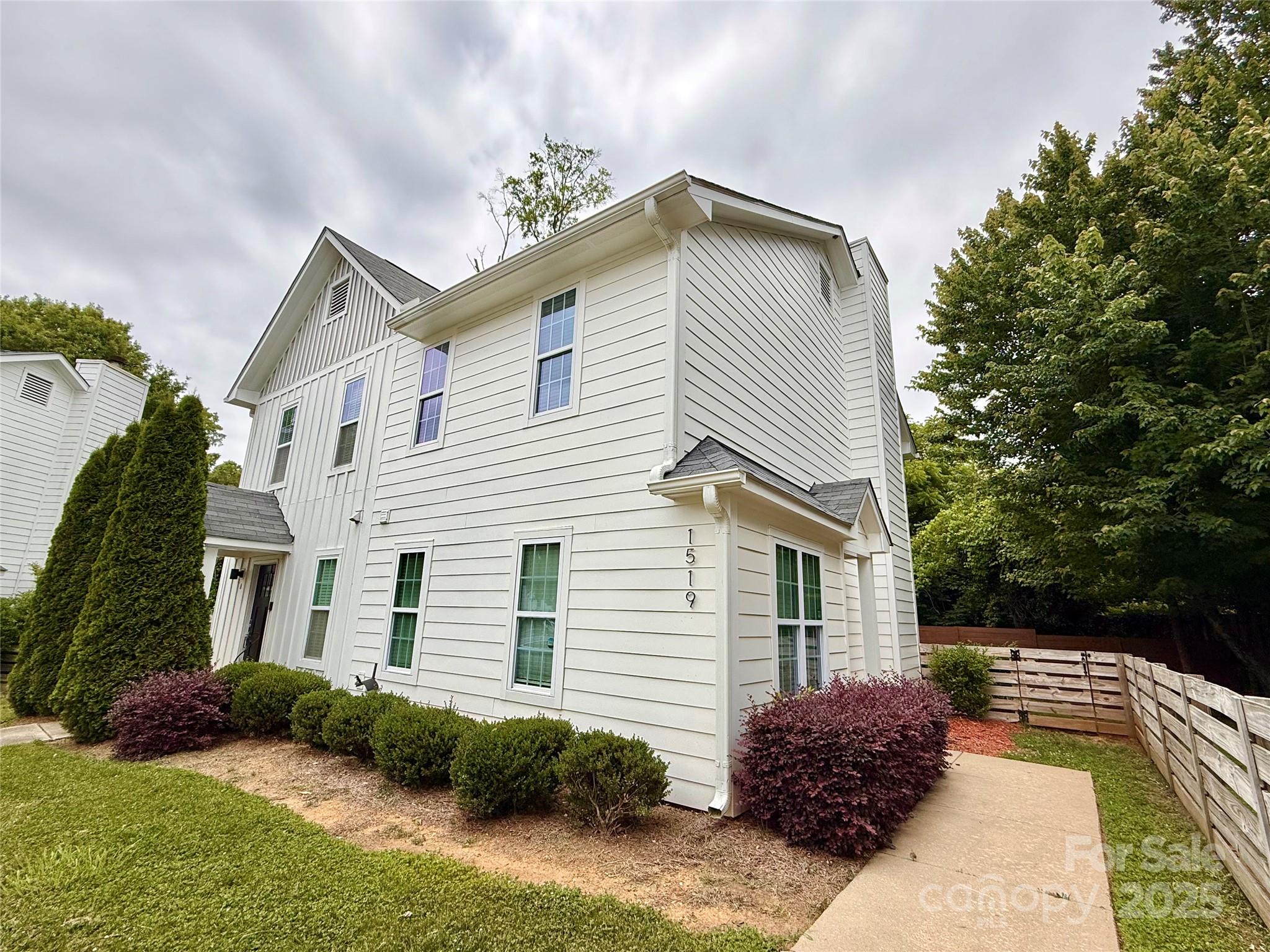 Exterior of 1519 Briar Creek RoadB, Charlotte, NC
