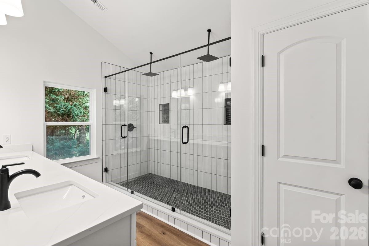 Photo 28 of 2033 Colony Hill Drive, Charlotte, NC