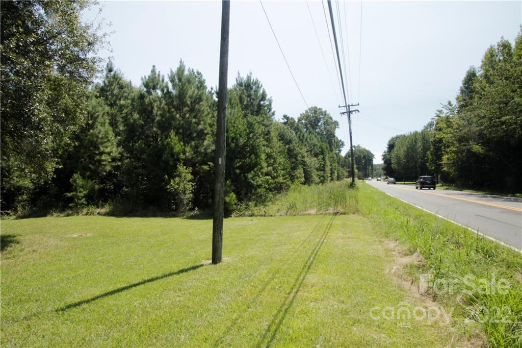 Photo 4 of 9909 Idlewild Road, Matthews, NC