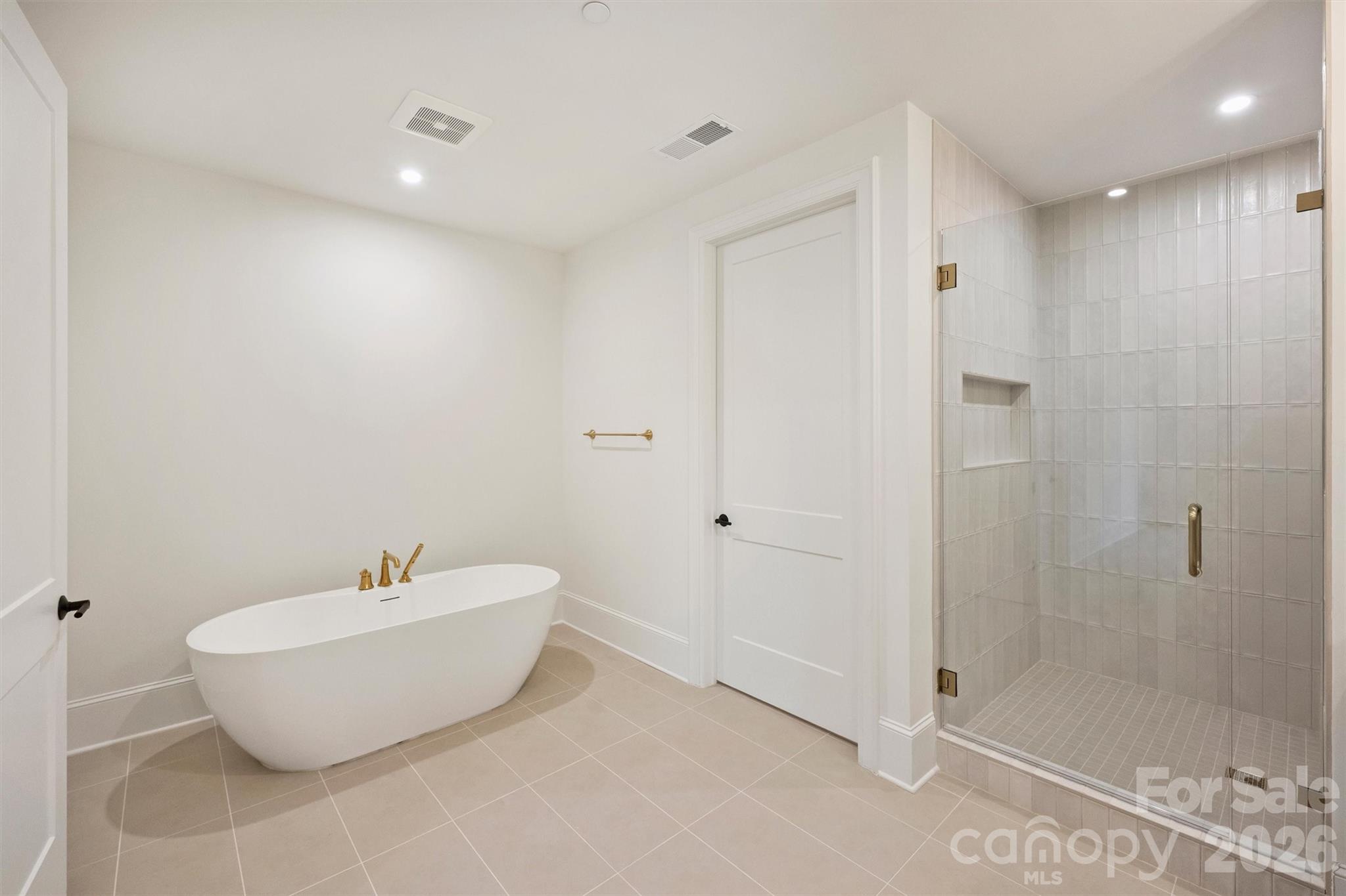 Photo 31 of 409 Queens Road101, Charlotte, NC