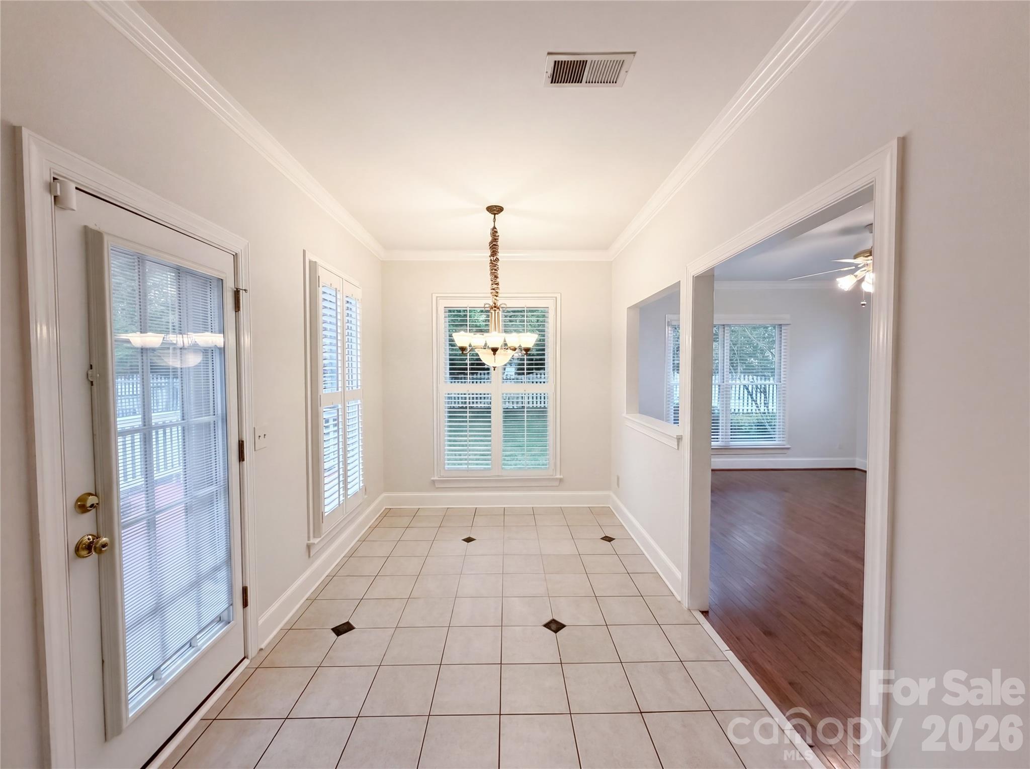 7906 Elphin Court, Charlotte, NC - photo 8 of 23