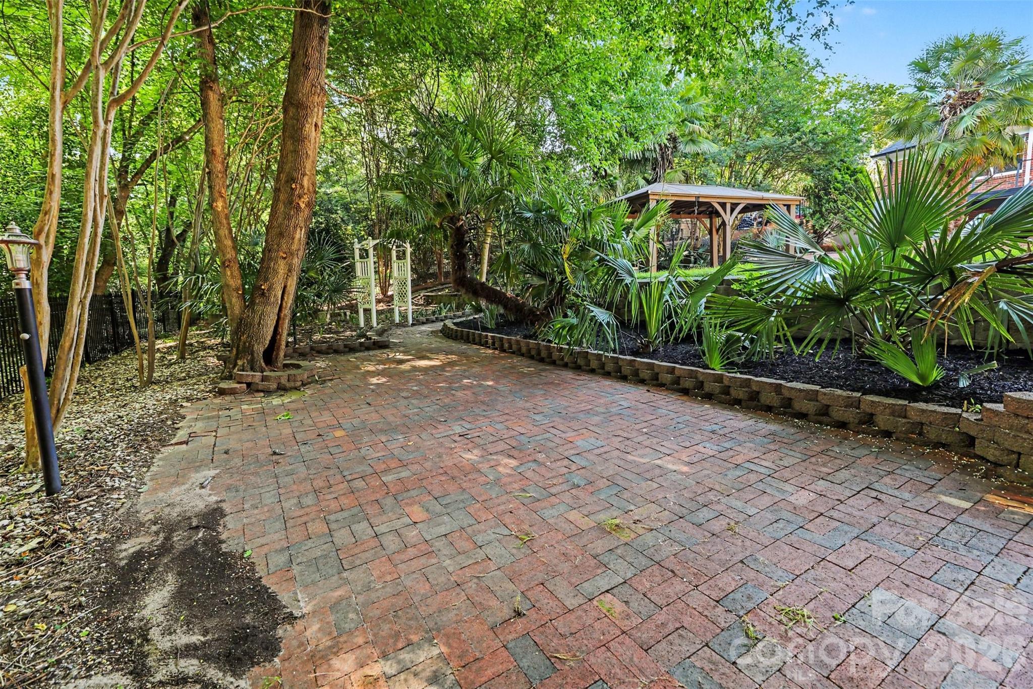 Photo 43 of 2814 winding oak Drive, Charlotte, NC