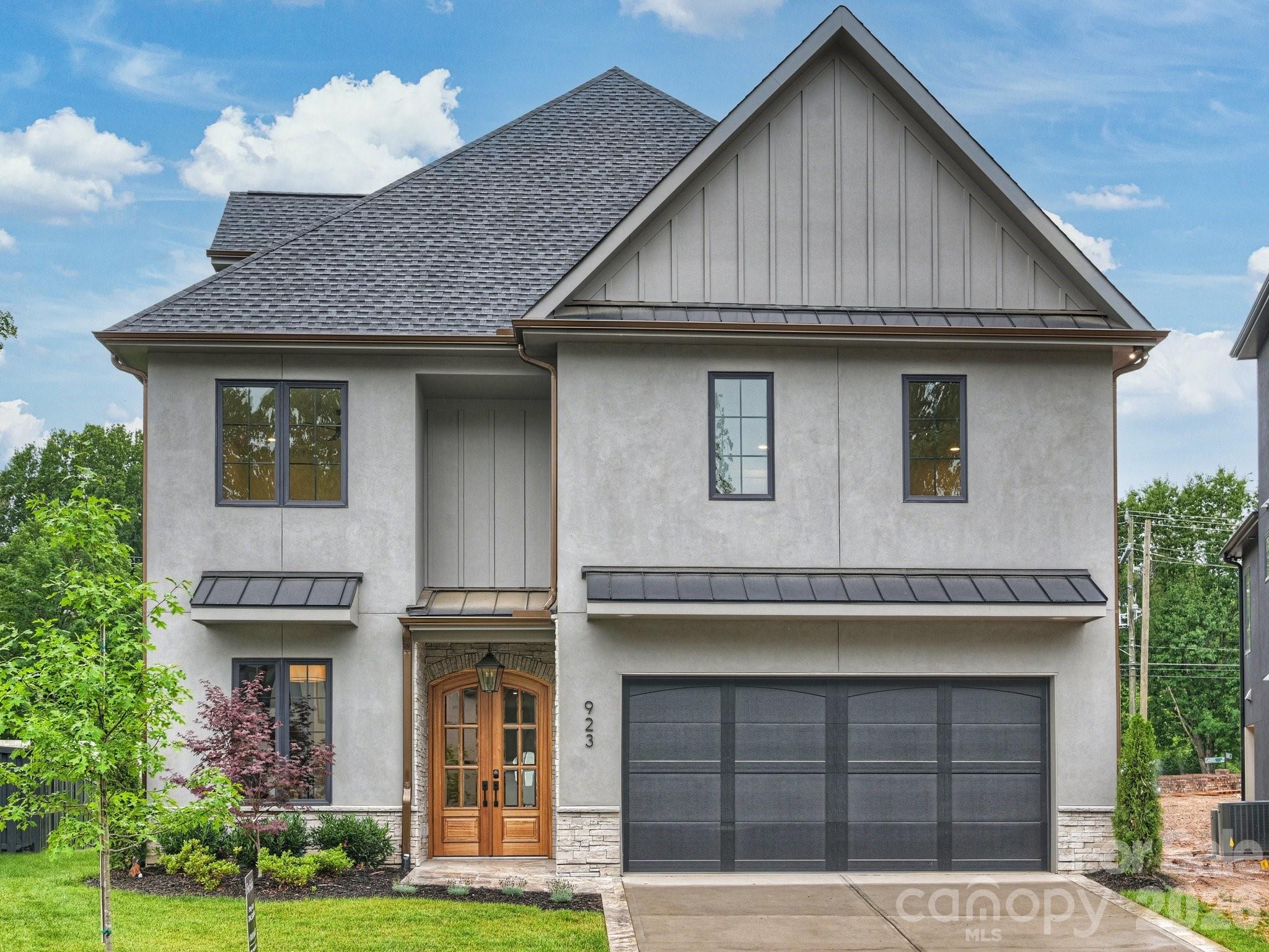 Home for sale at 923 Laurel Creek Lane, Charlotte, NC — photo 1 of 42