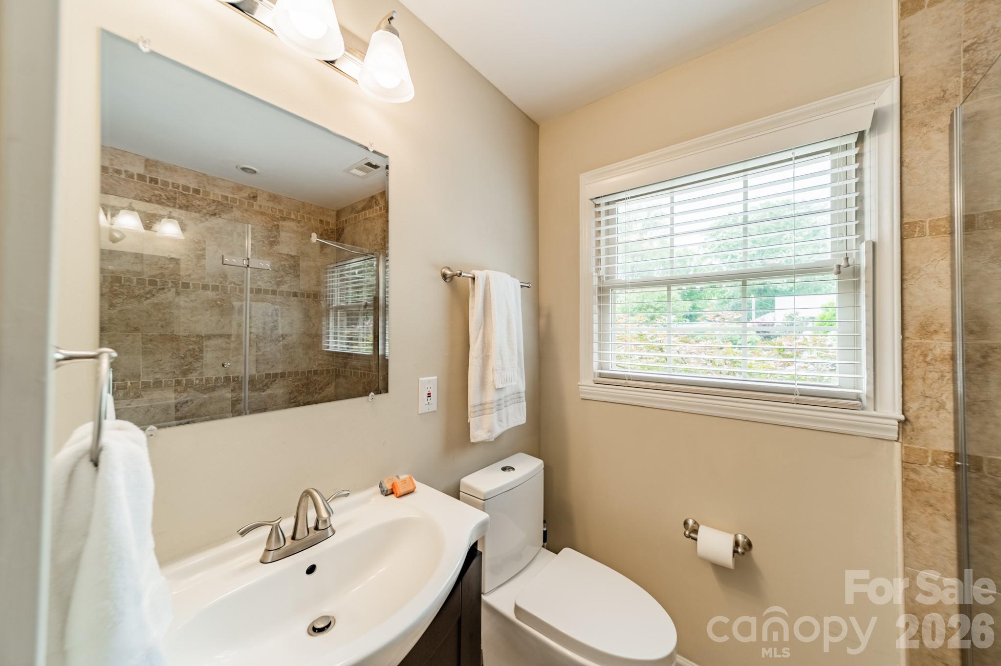 Photo 13 of 5522 Sharon Road, Charlotte, NC