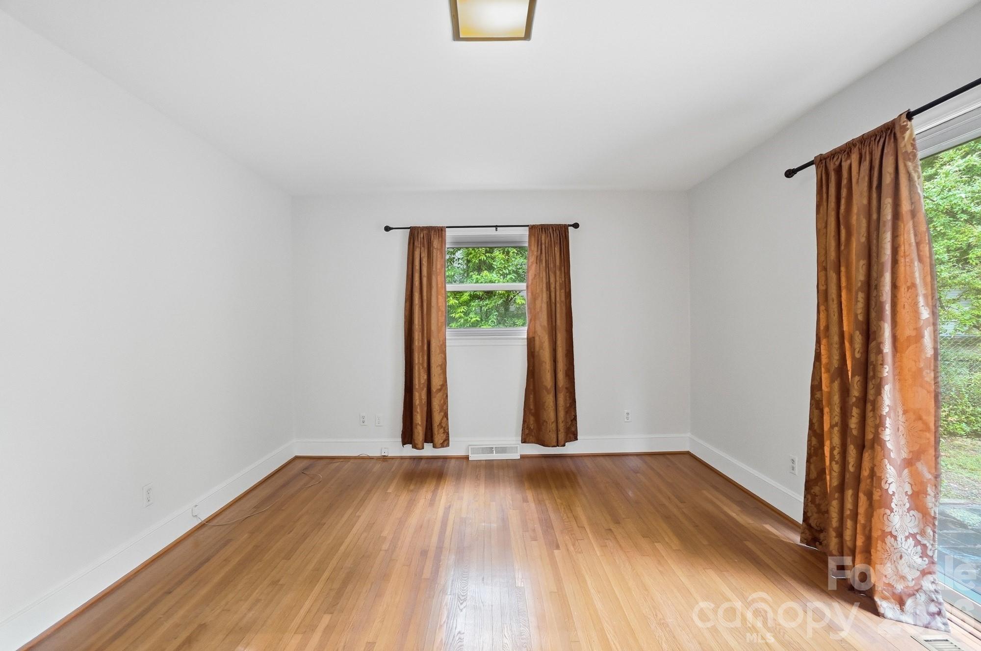 6239 Netherwood Drive, Charlotte, NC - photo 28 of 45