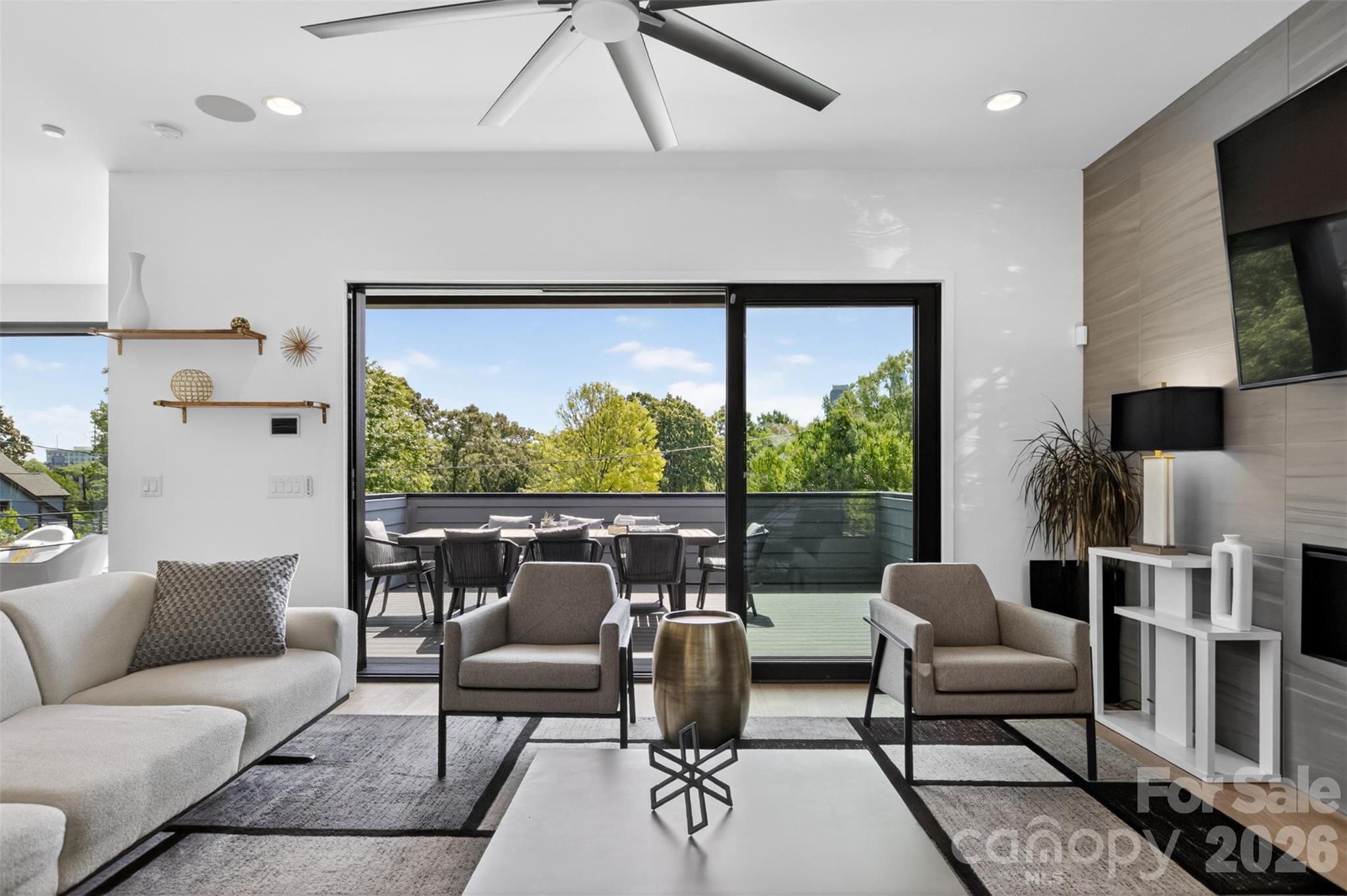 308 Frazier Avenue, Charlotte, NC - photo 9 of 47