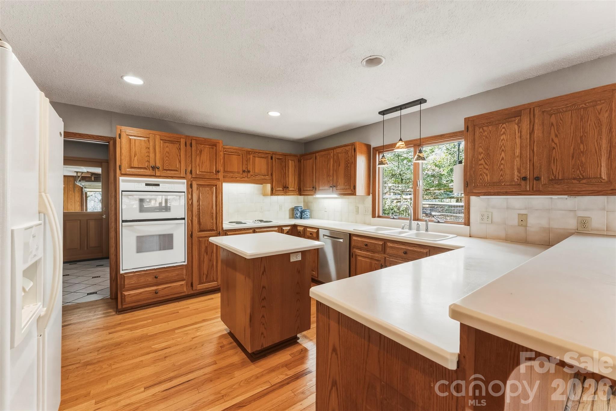10 Thornwood Court, Clover, SC - photo 12 of 47
