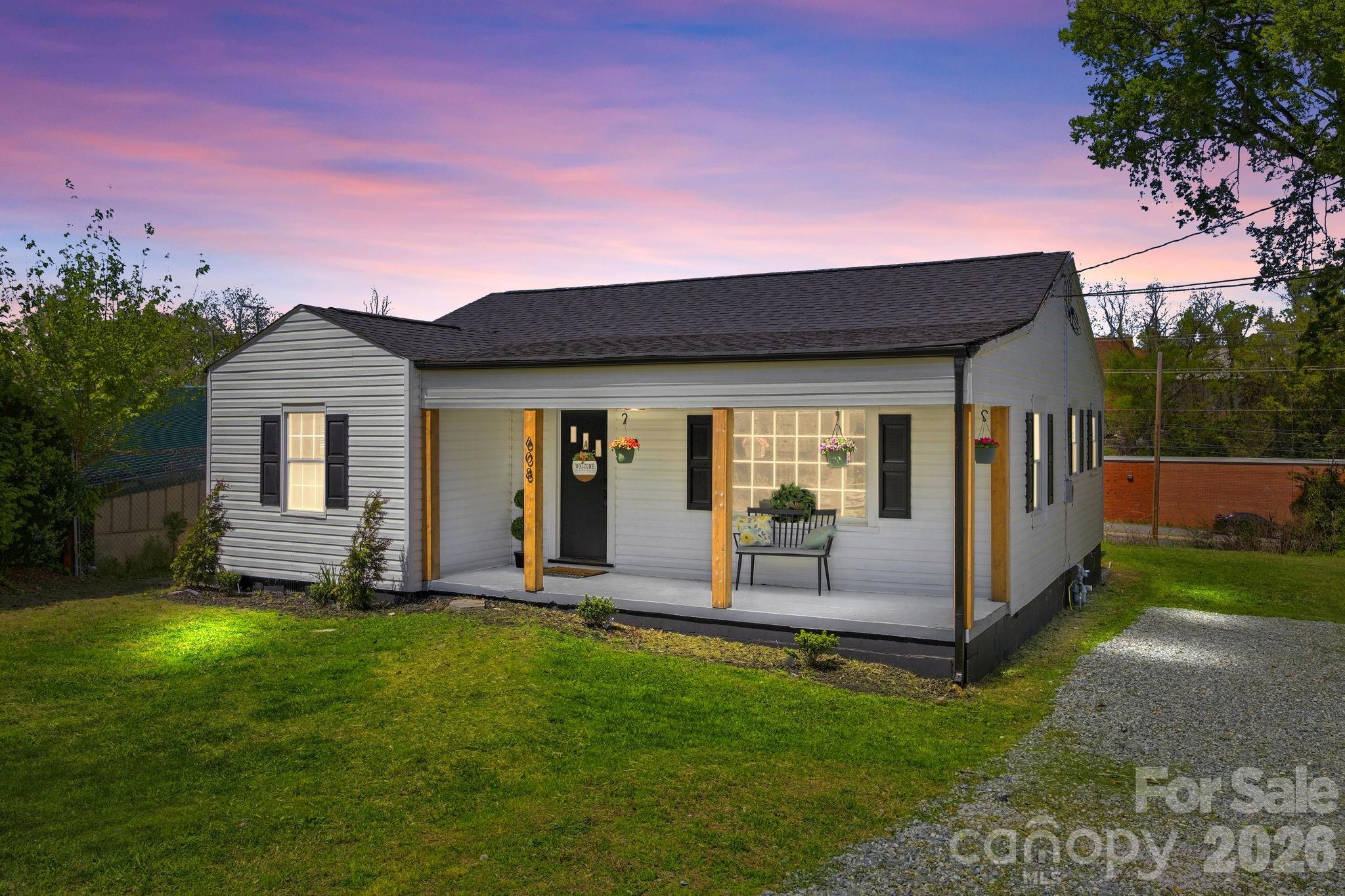 Photo 2 of 608 Carver Drive, Lexington, NC