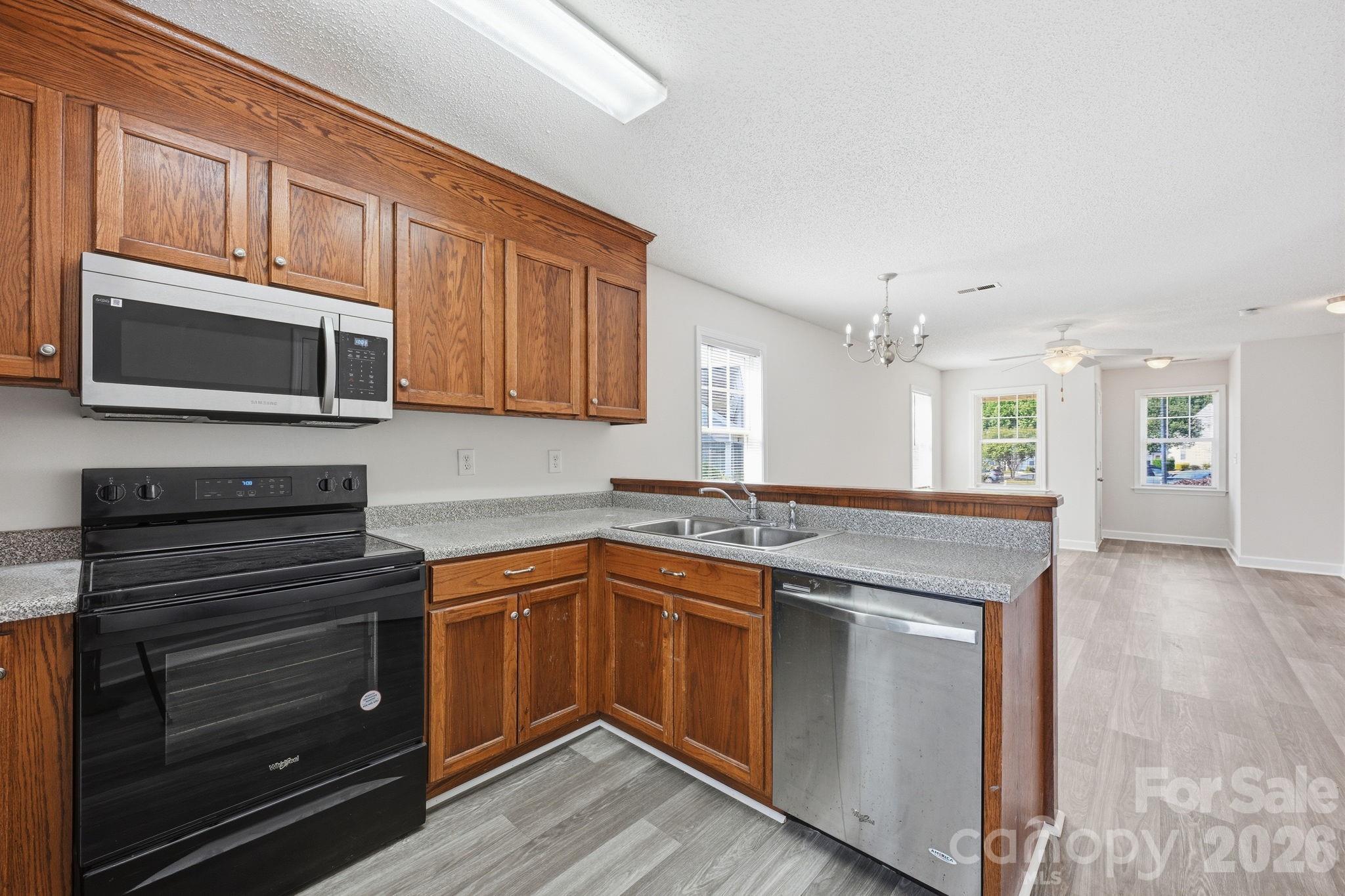 915 Barracuda Avenue, Statesville, NC - photo 9 of 26