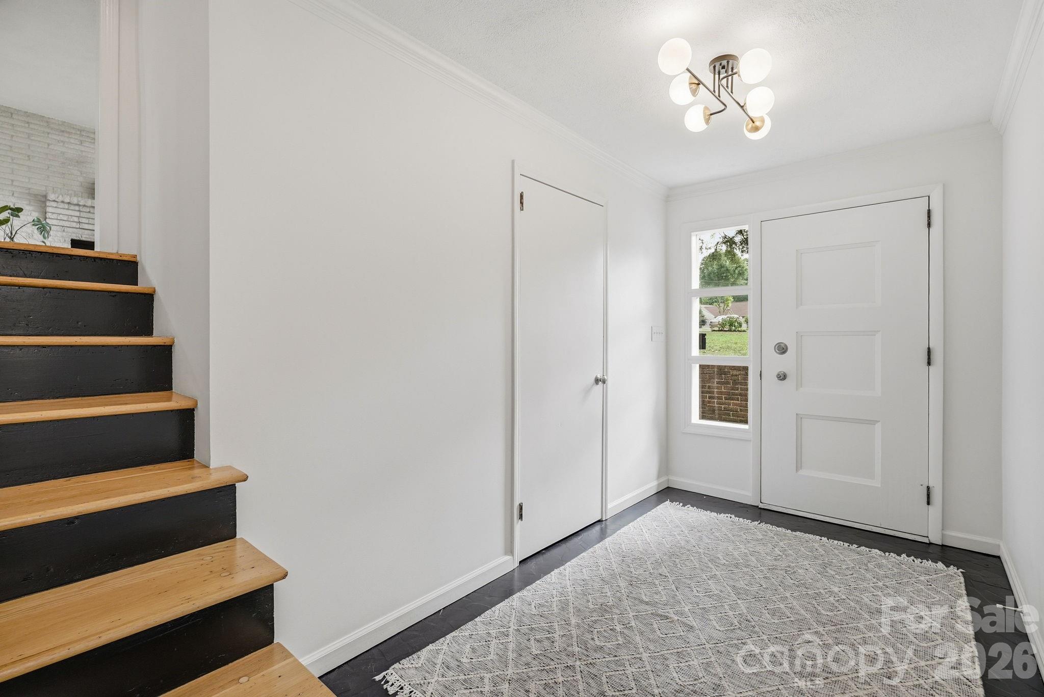 Photo 4 of 181 Woodlynn Drive, Charlotte, NC