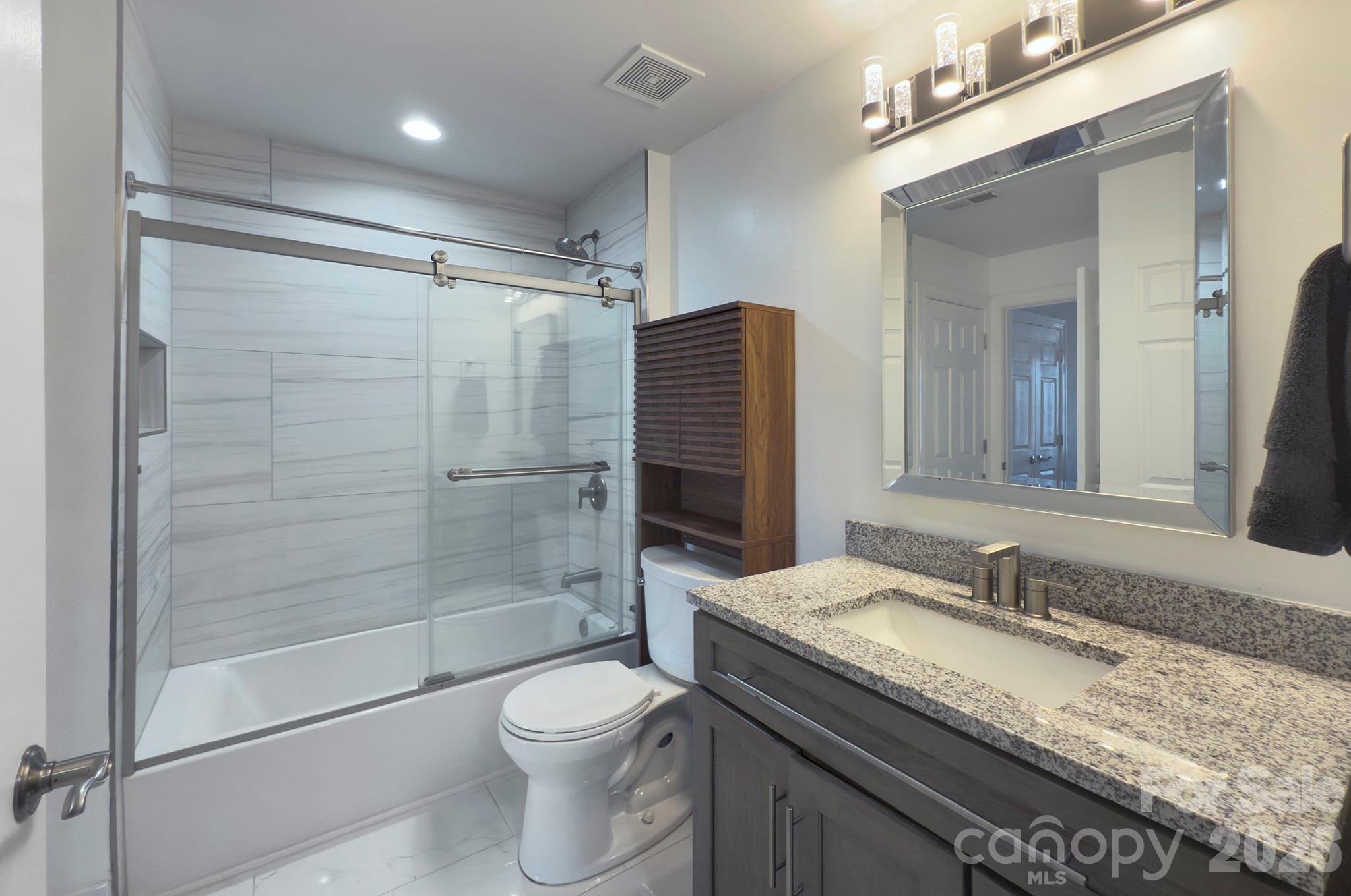 Photo 20 of 718 W Trade Street604, Charlotte, NC