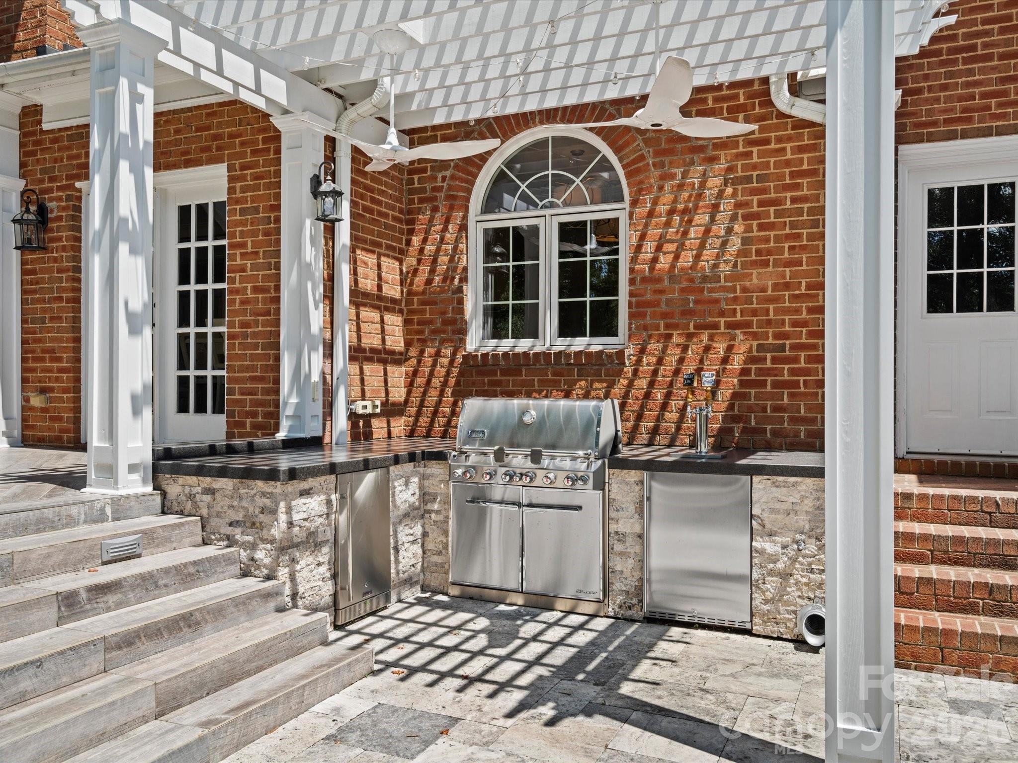 Photo 7 of 11624 Glenn Abbey Way, Charlotte, NC