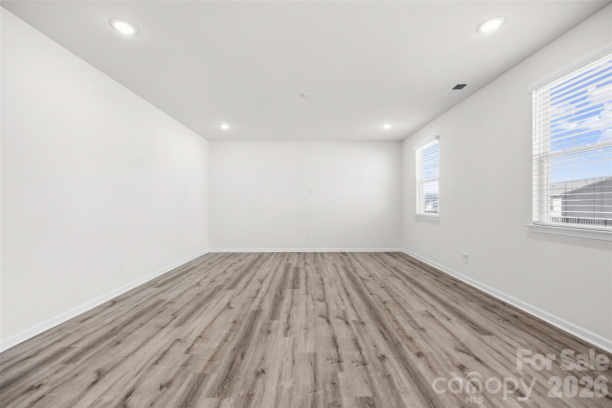 Photo 17 of 7024 Maple Run Circle, Charlotte, NC