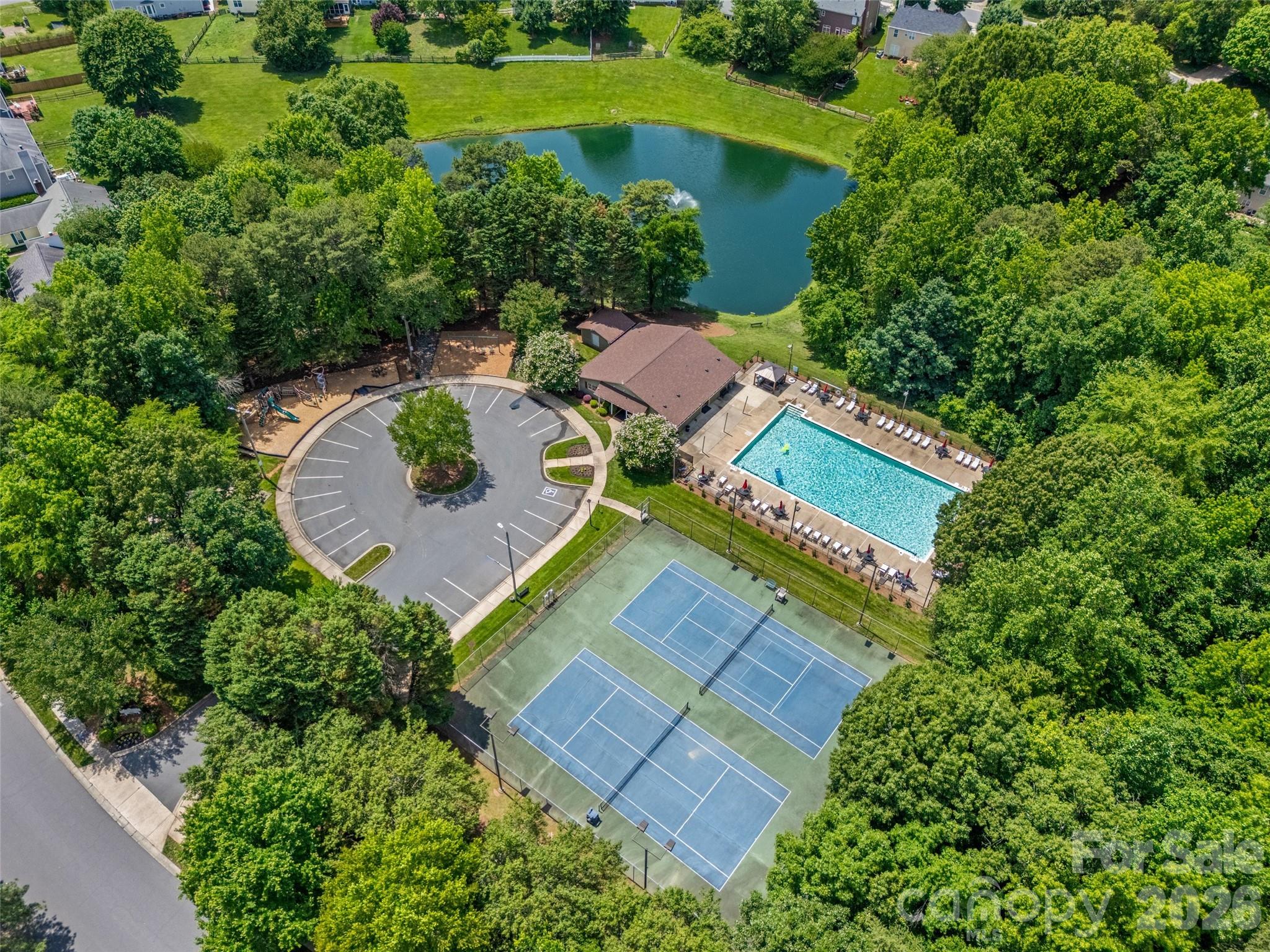 Photo 35 of 4926 Benthaven Lane, Charlotte, NC
