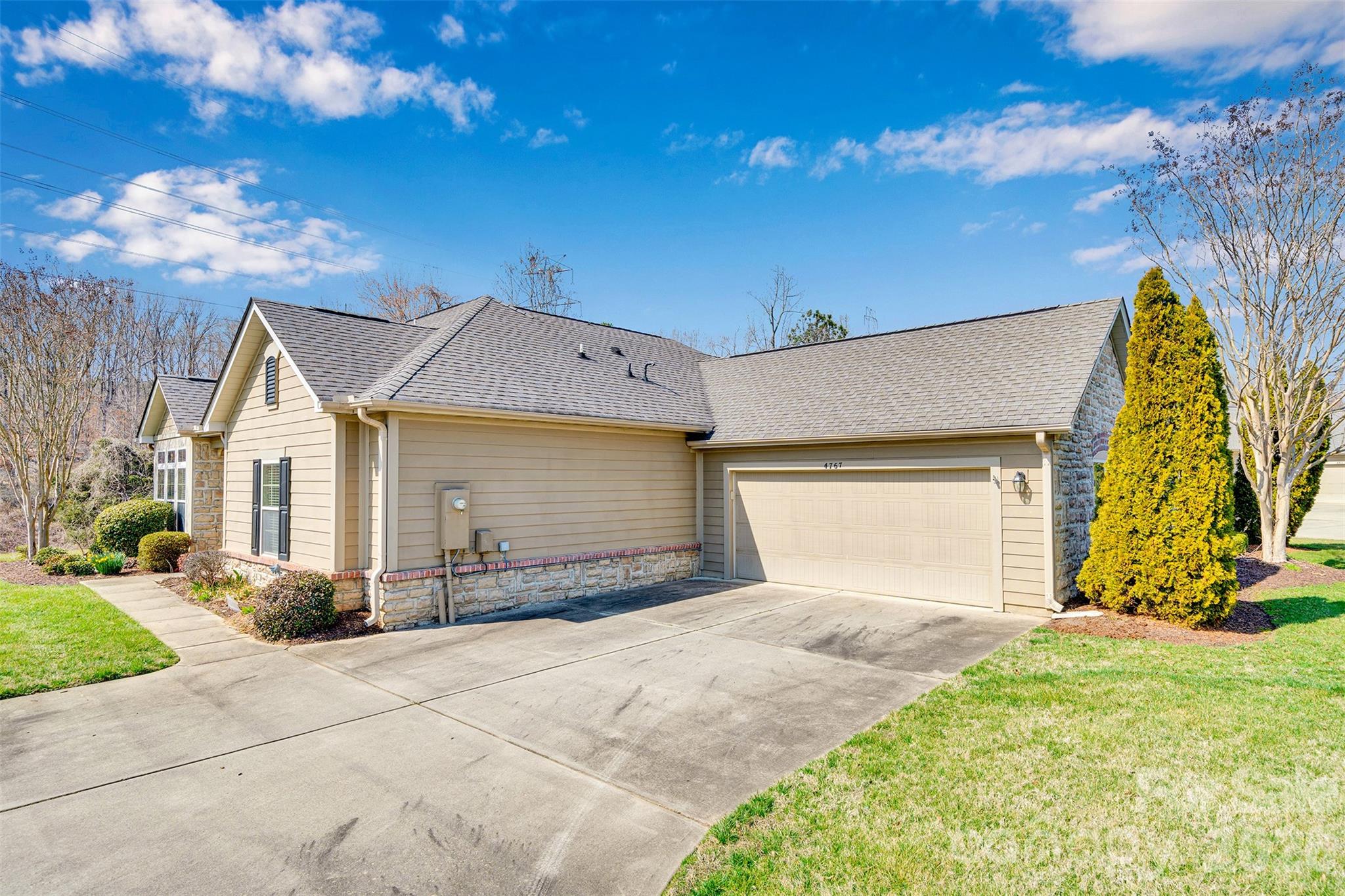 Photo 2 of 4767 Polo Gate Boulevard, Charlotte, NC