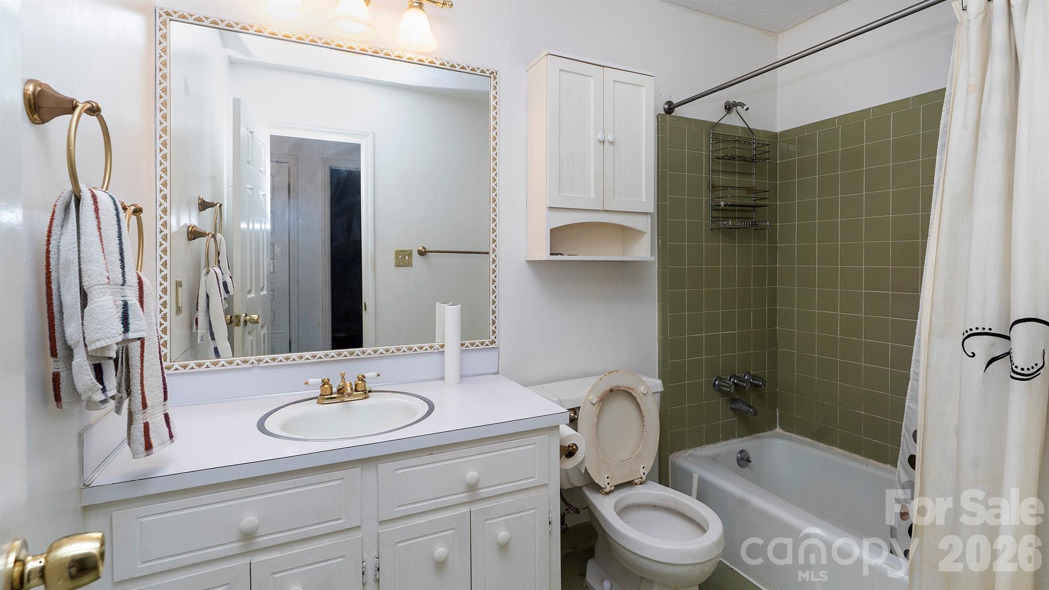 Photo 4 of 1141 Cameo Court, Charlotte, NC