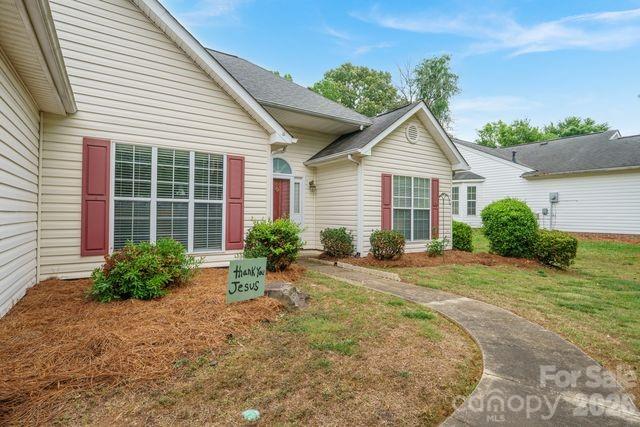 Photo 3 of 1236 Midlake Road, Kannapolis, NC