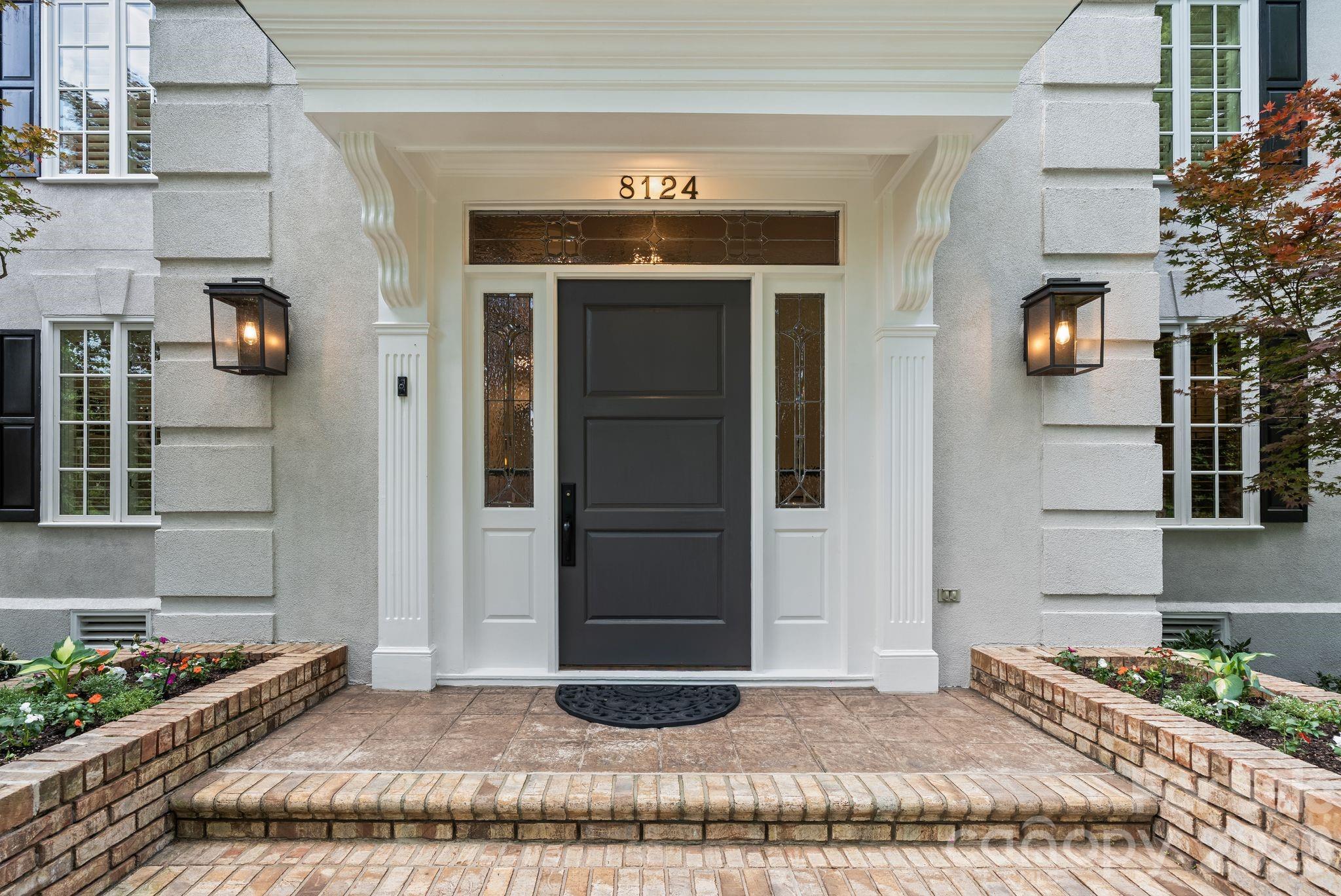 Photo 4 of 8124 Greencastle Drive, Charlotte, NC