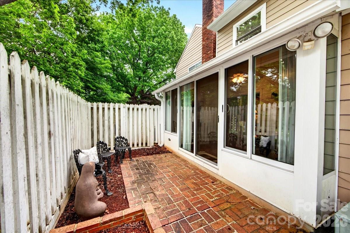 Photo 39 of 830 Sardis Cove Drive, Charlotte, NC
