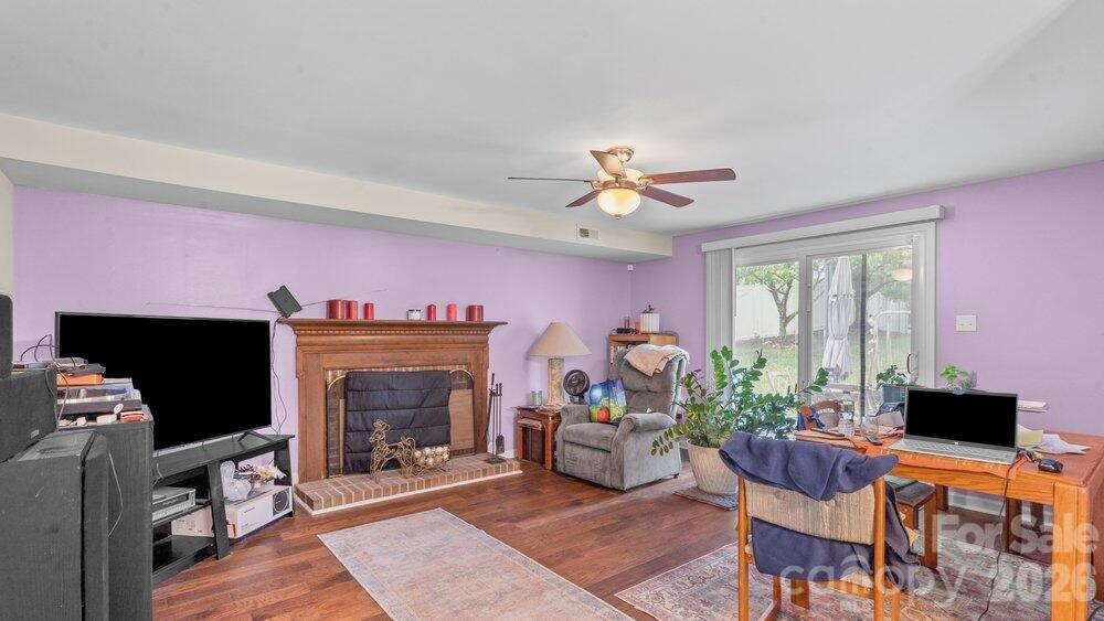 10912 Balbriggan Court, Charlotte, NC - photo 5 of 17