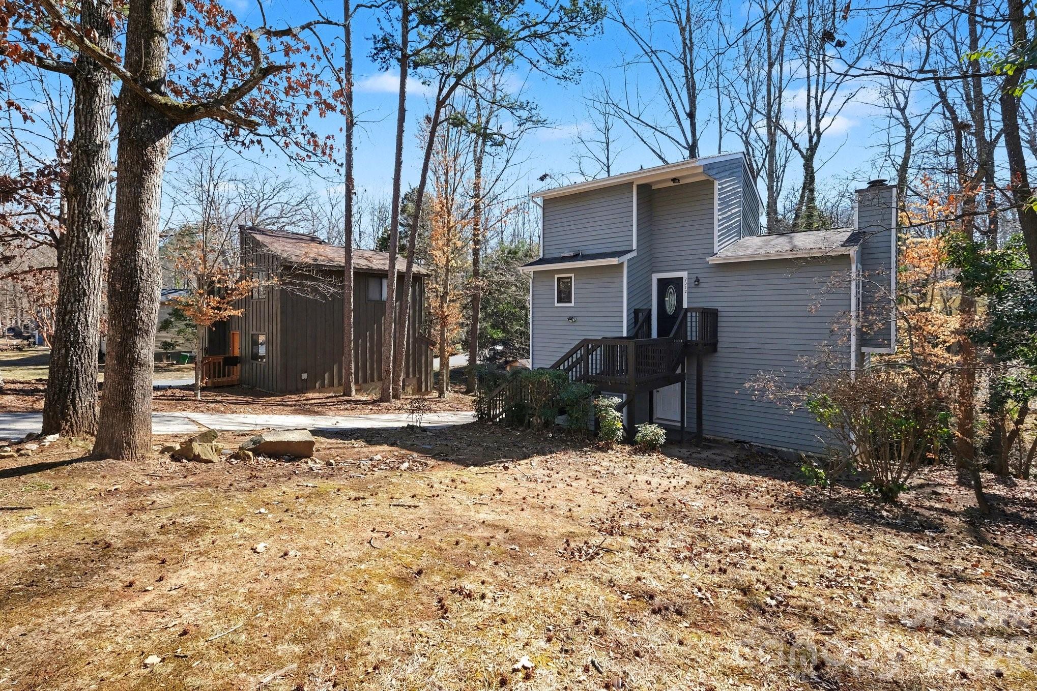 Photo 2 of 2312 Brook Canyon Drive, Charlotte, NC