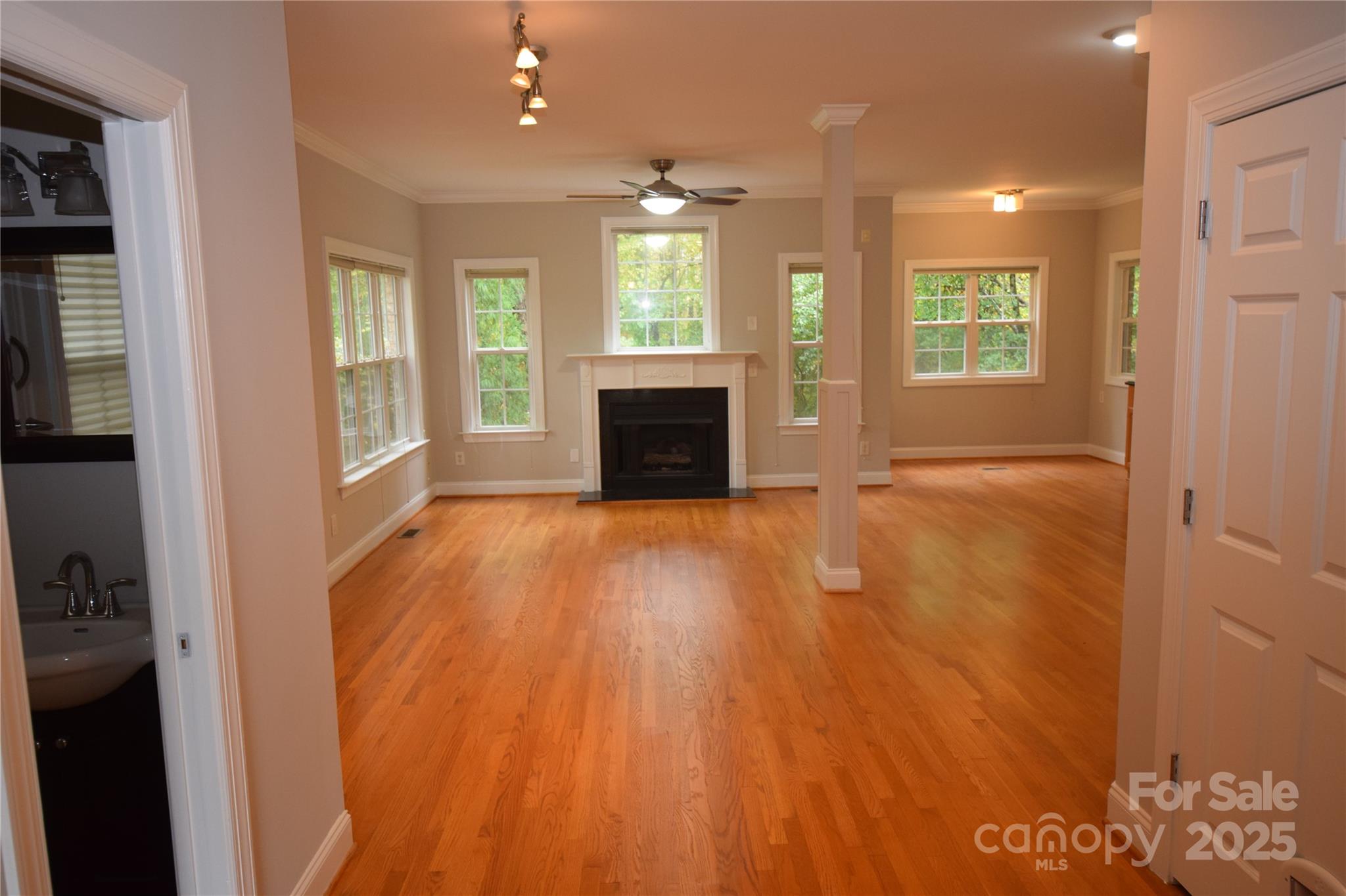 Photo 2 of 809 Pine Forest Road, Charlotte, NC