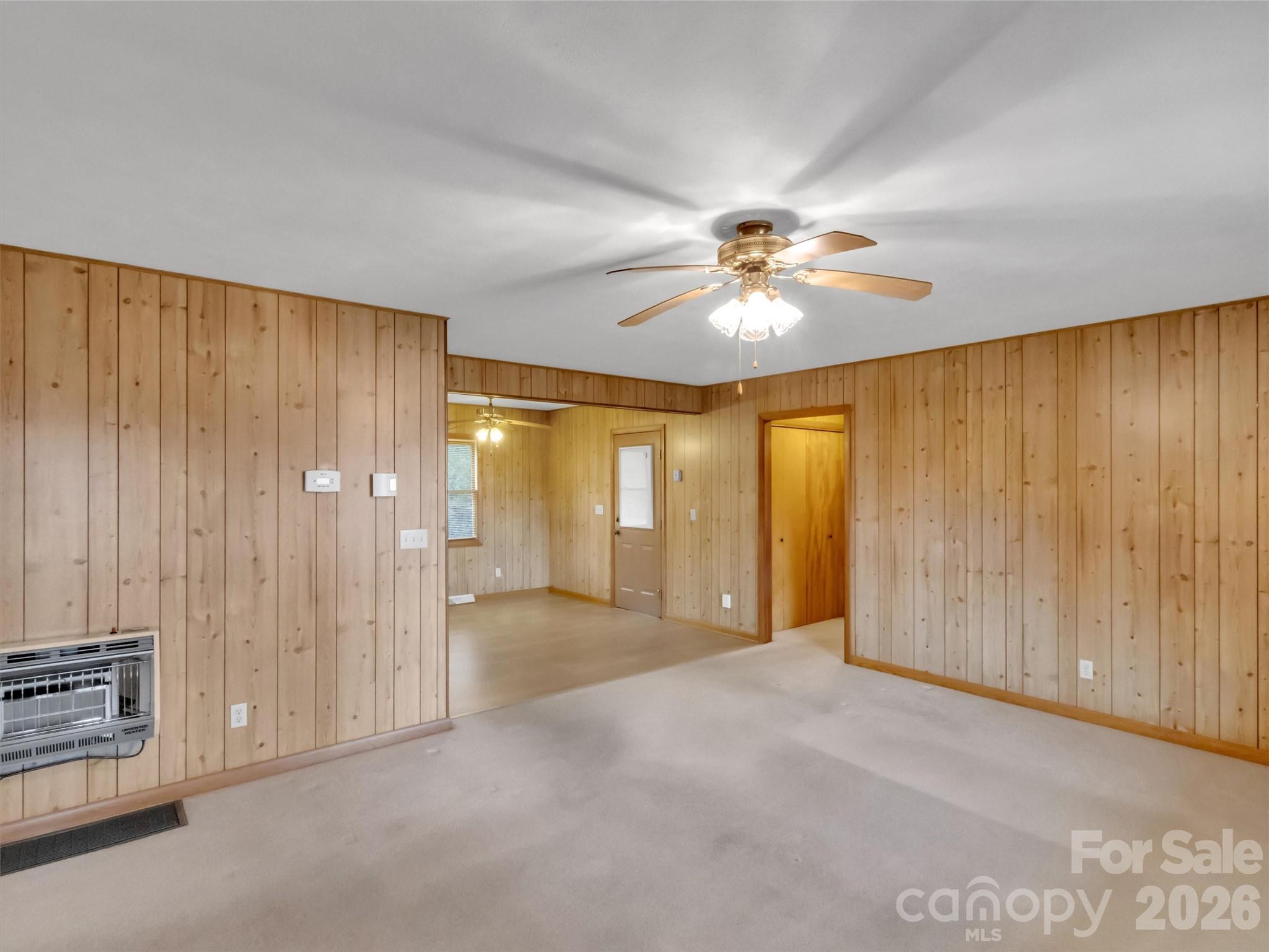 122 Vinewood Drive, Waynesville, NC - photo 6 of 46