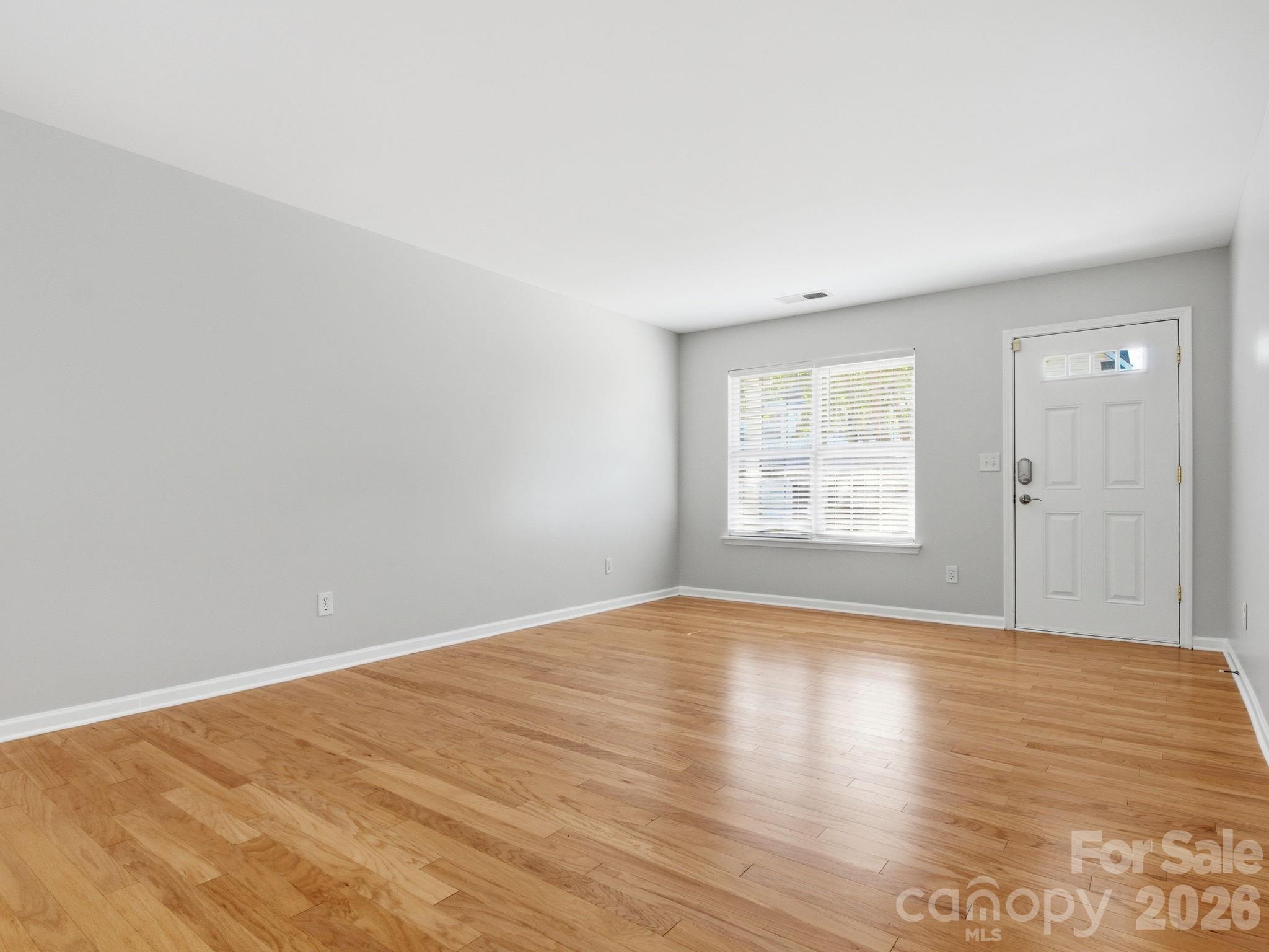 790 Rock Lake Glen, Fort Mill, SC - photo 6 of 30