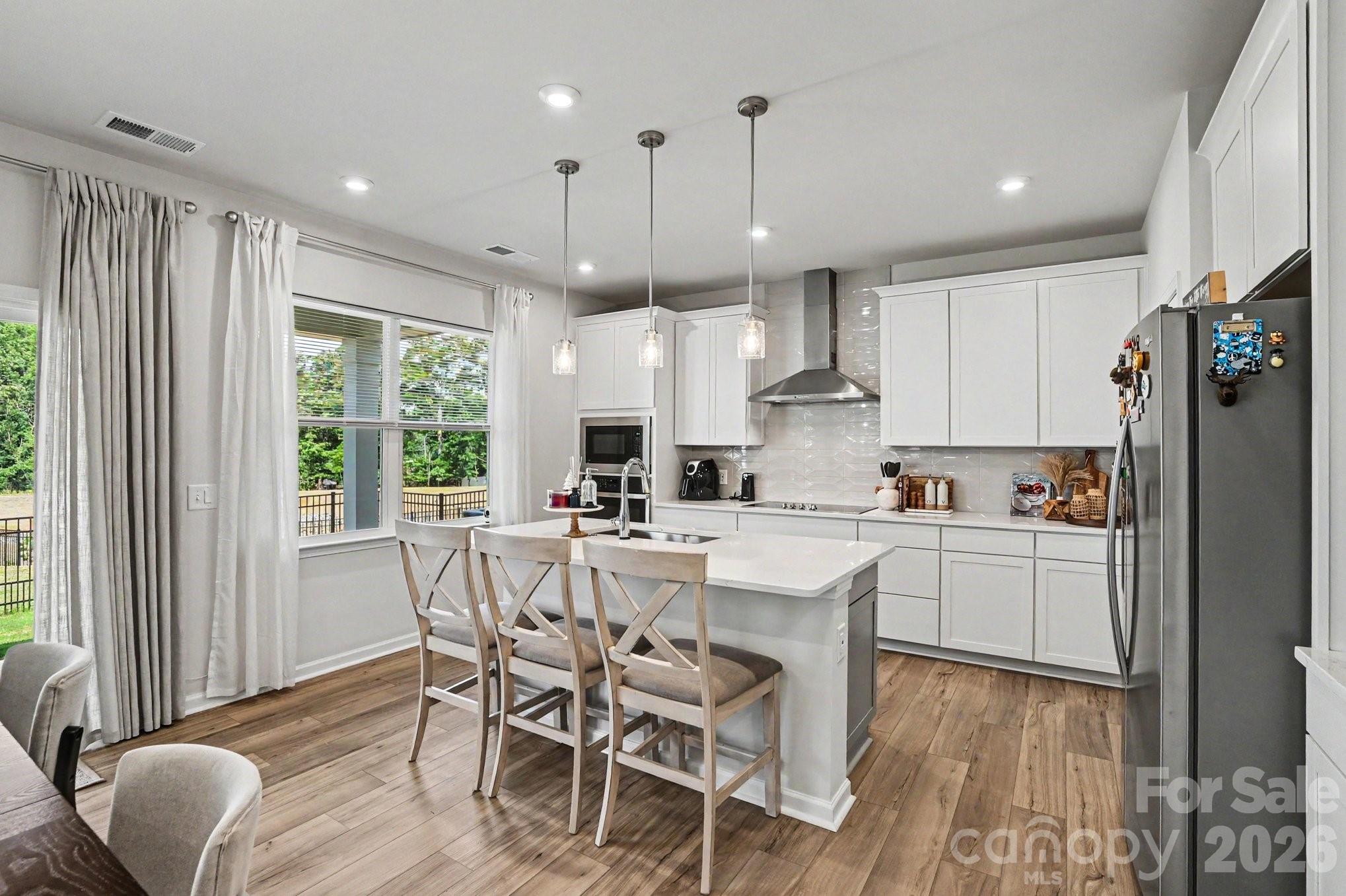 Photo 7 of 8230 Franklin Trail Street, Charlotte, NC