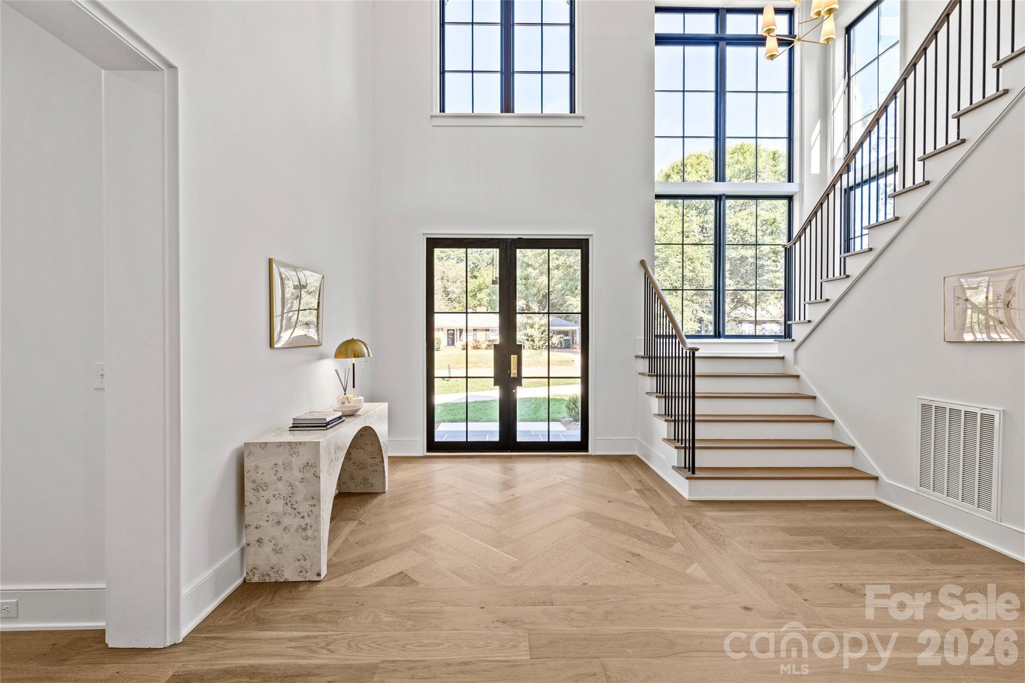 Photo 9 of 1321 Ferncliff Road, Charlotte, NC