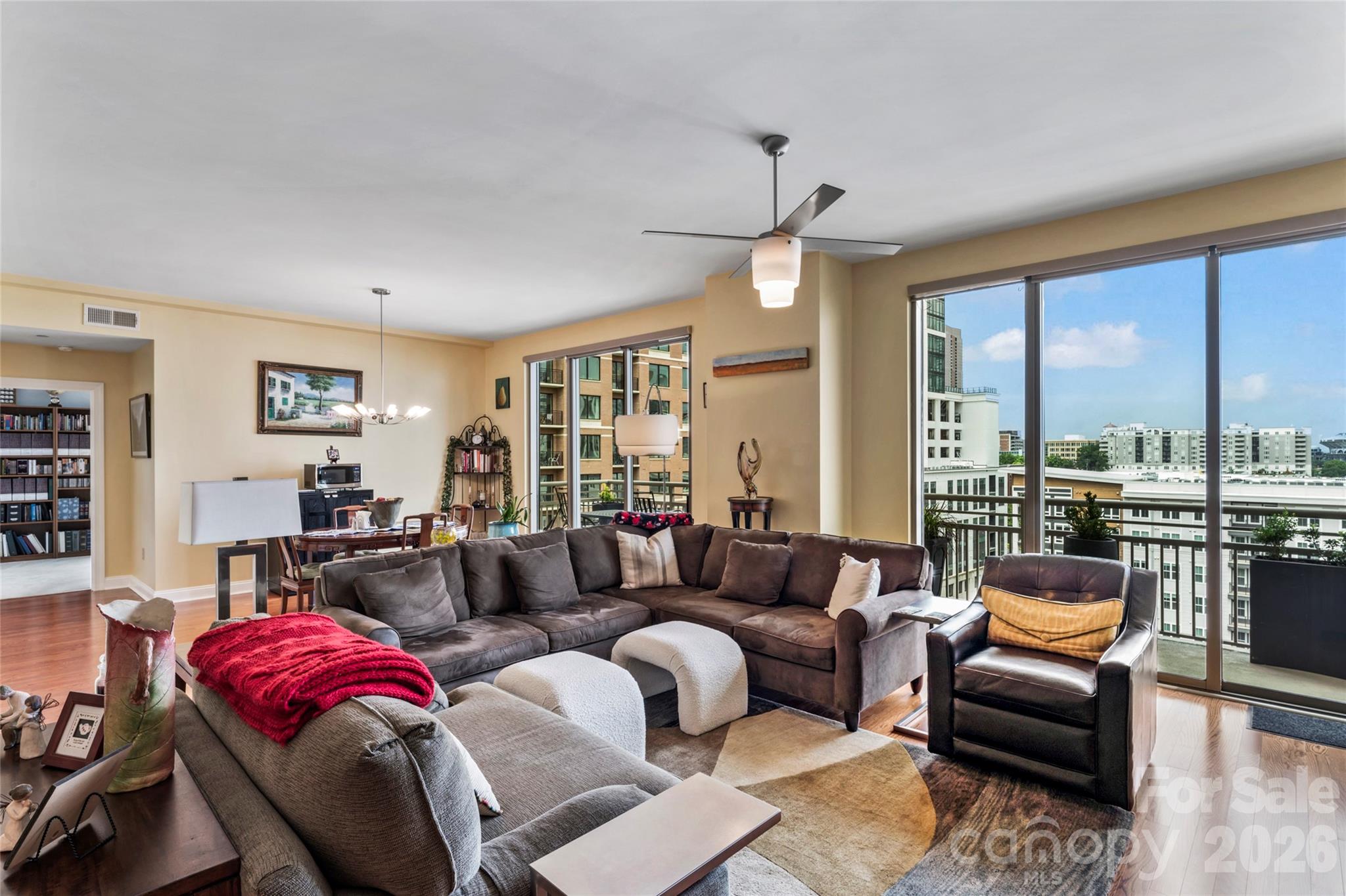 Photo 15 of 701 Royal Court1007, Charlotte, NC