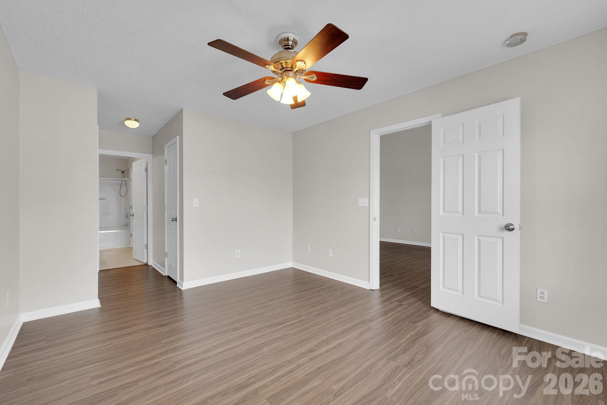 Photo 7 of 17039 Greenlawn Hills Court, Charlotte, NC