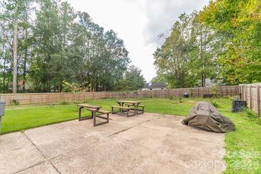 Photo 3 of 7115 Powder Mill Place, Charlotte, NC