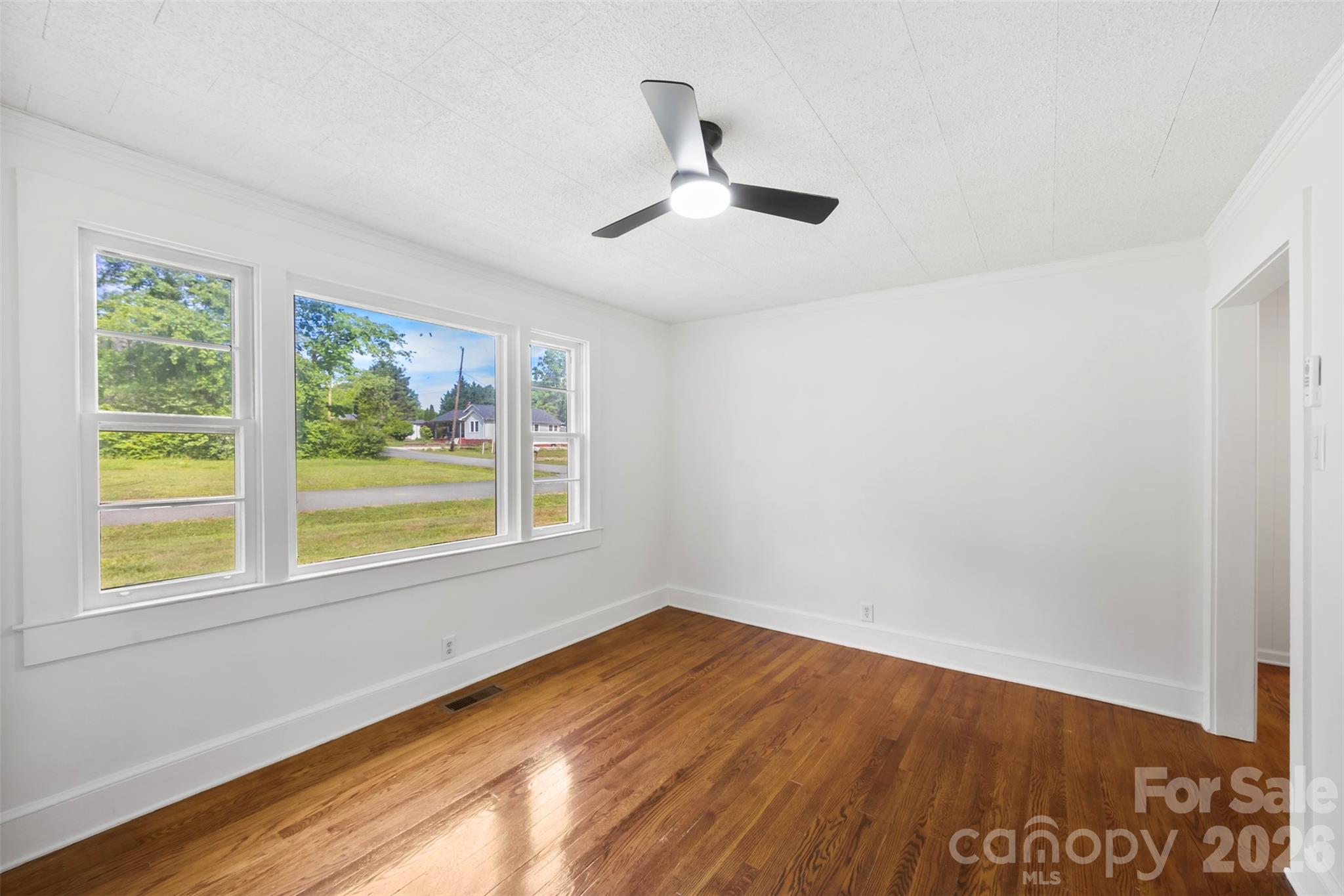 301 Gittens Street, Lowell, NC - photo 6 of 28