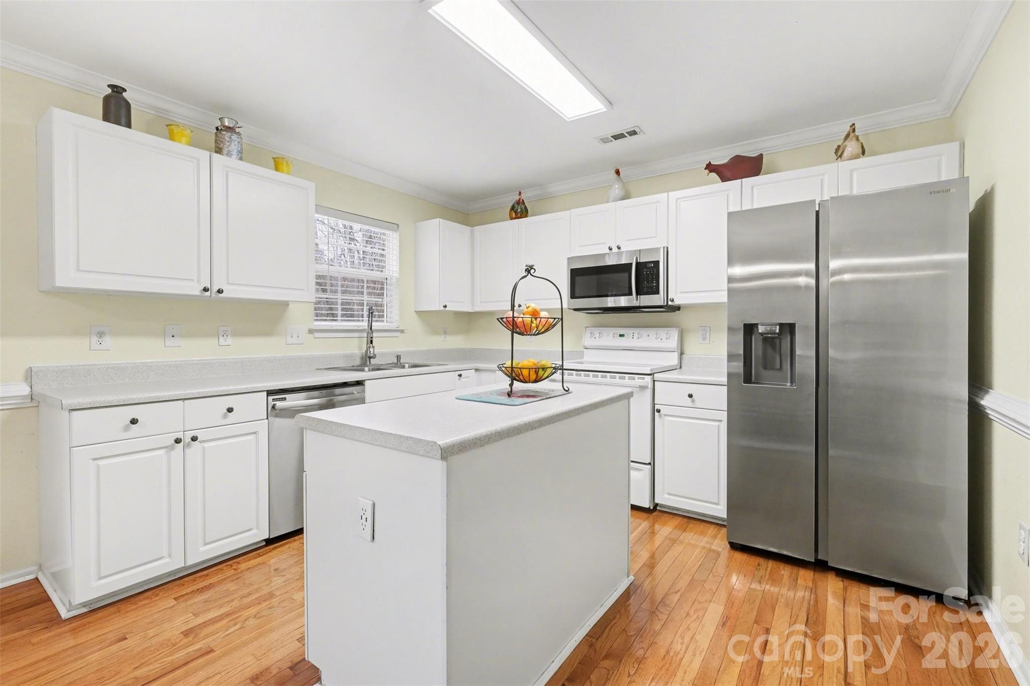 Photo 17 of 14212 Waterlyn Drive, Charlotte, NC
