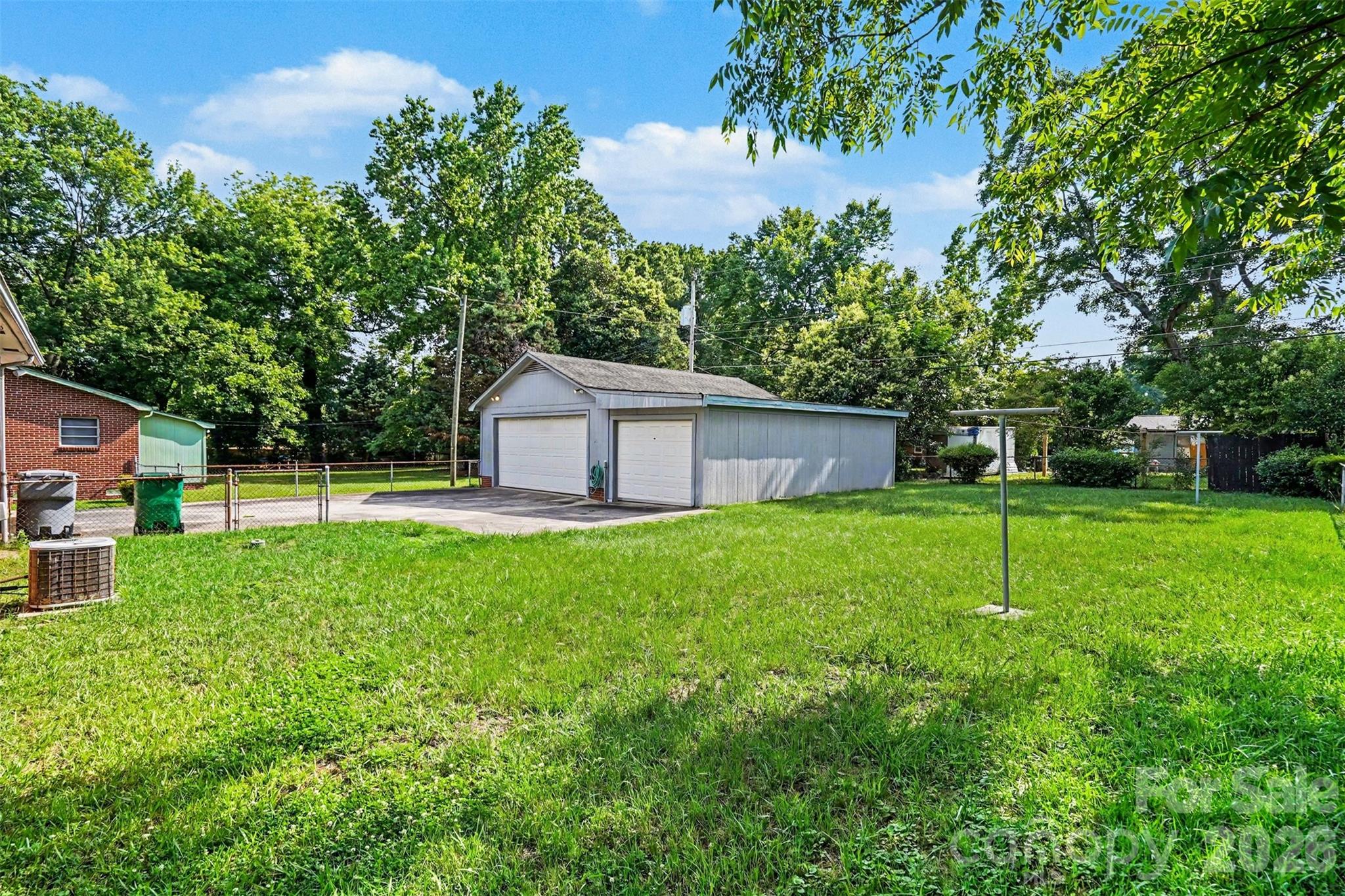 Photo 10 of 400 Briarwood Drive, Charlotte, NC