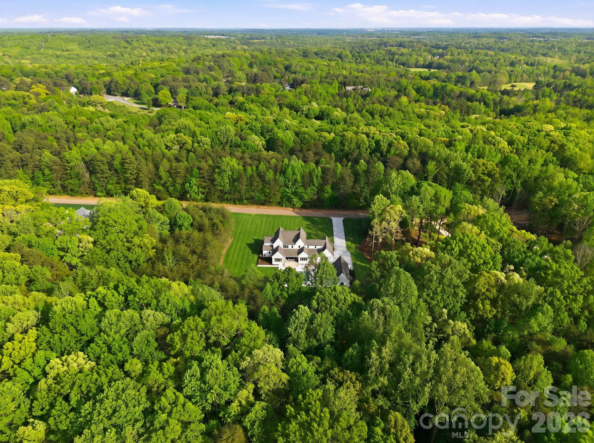 Photo 3 of 3035 Maple Way Drive, Davidson, NC