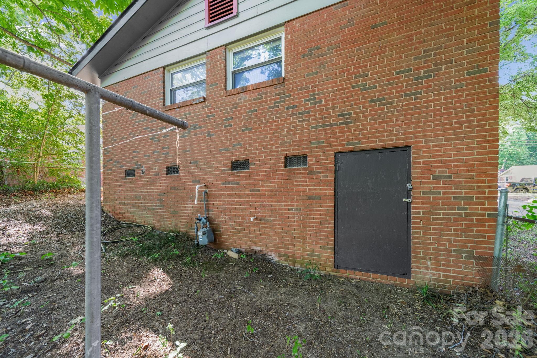 Photo 30 of 5045 Curtiswood Drive, Charlotte, NC